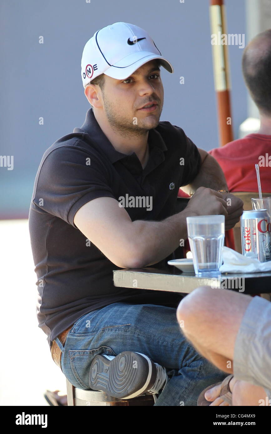Jerry Ferrara 'The Entourage' star having lunch in Hollywood. Los ...