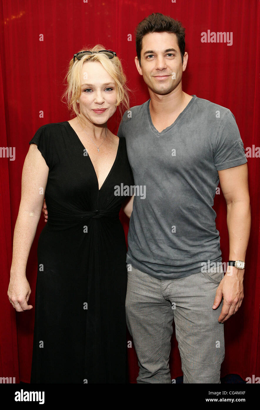 Actress Susie Porter and Actor Andy Garcia arrive for the 2010 Sydney ...