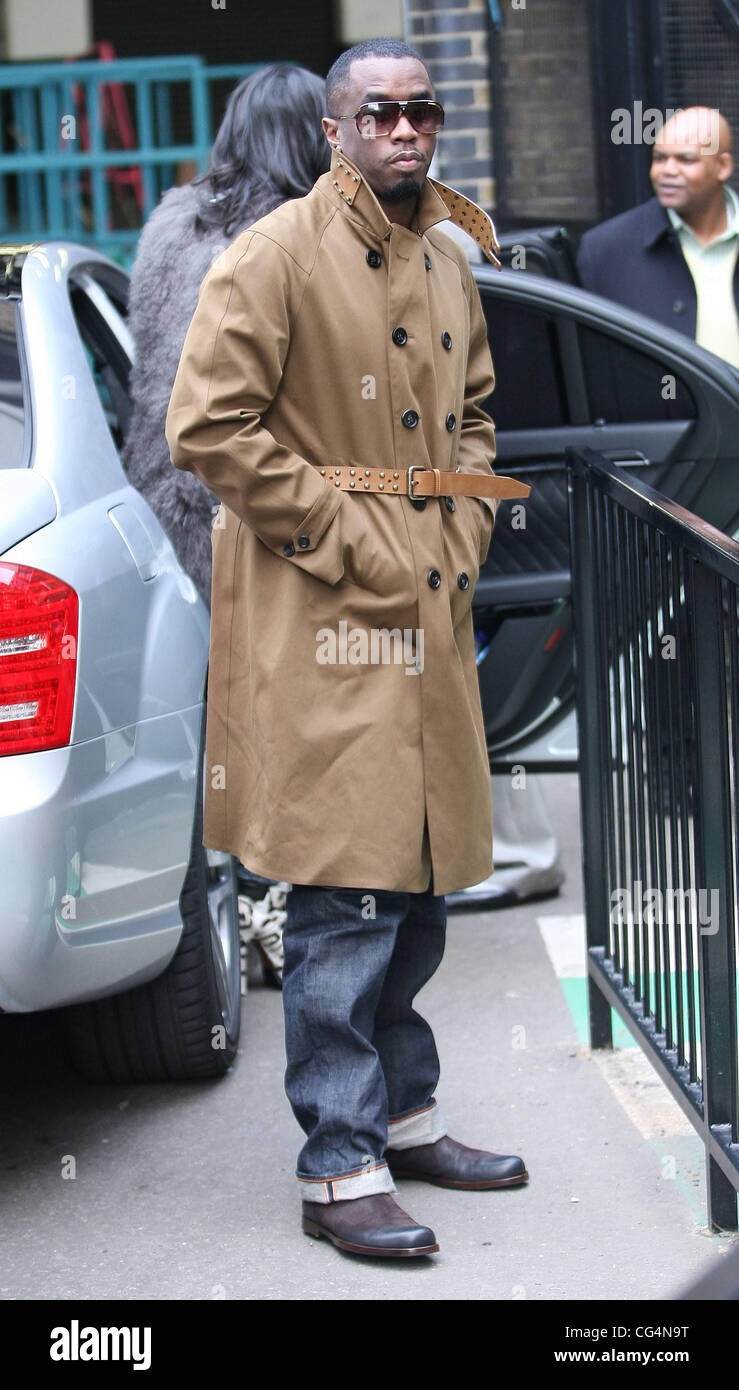 P diddy sunglasses hi-res stock photography and images - Alamy