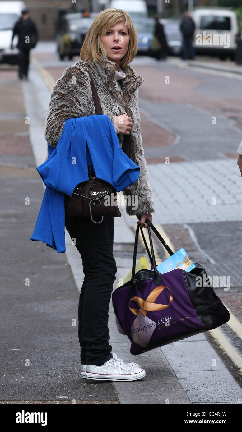 Kate Garraway at the ITV studios London, England - 26.01.11 Stock Photo ...