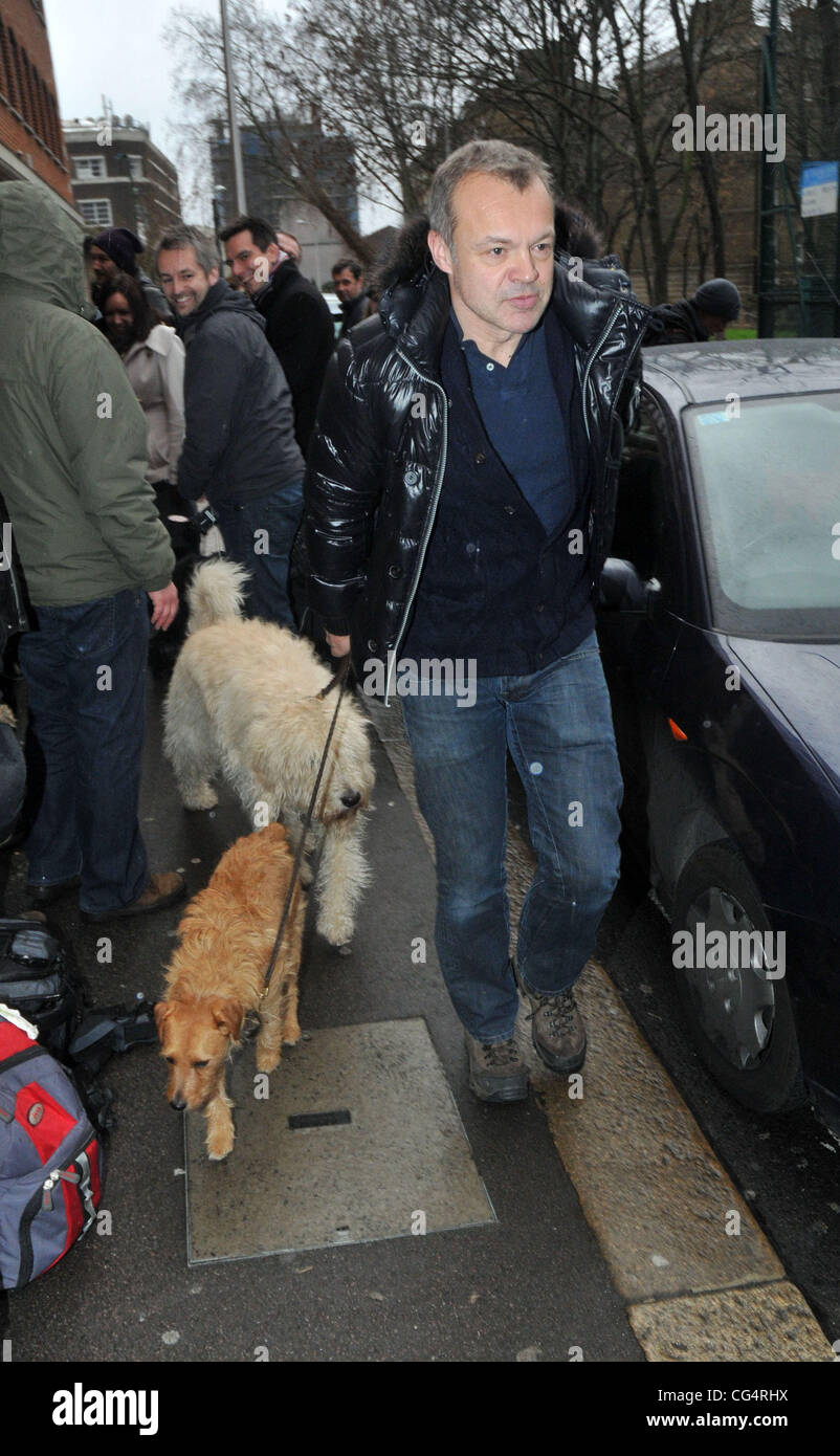 Graham norton dogs hi-res stock photography and images - Alamy