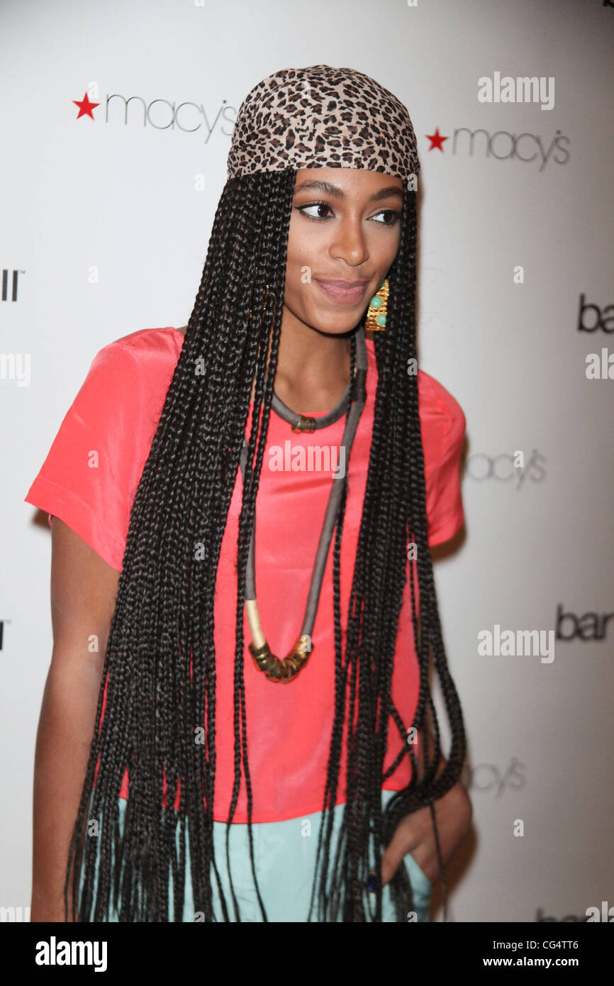 DJ Solange Knowles The Macys bar III Brand and Pop Up store launch New ...