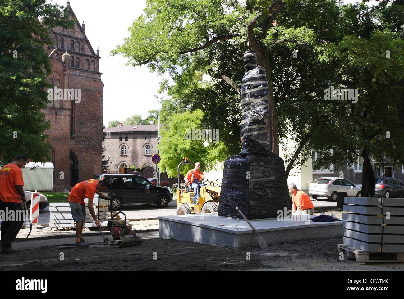 Statue of henryk jankowski hi-res stock photography and images - Alamy
