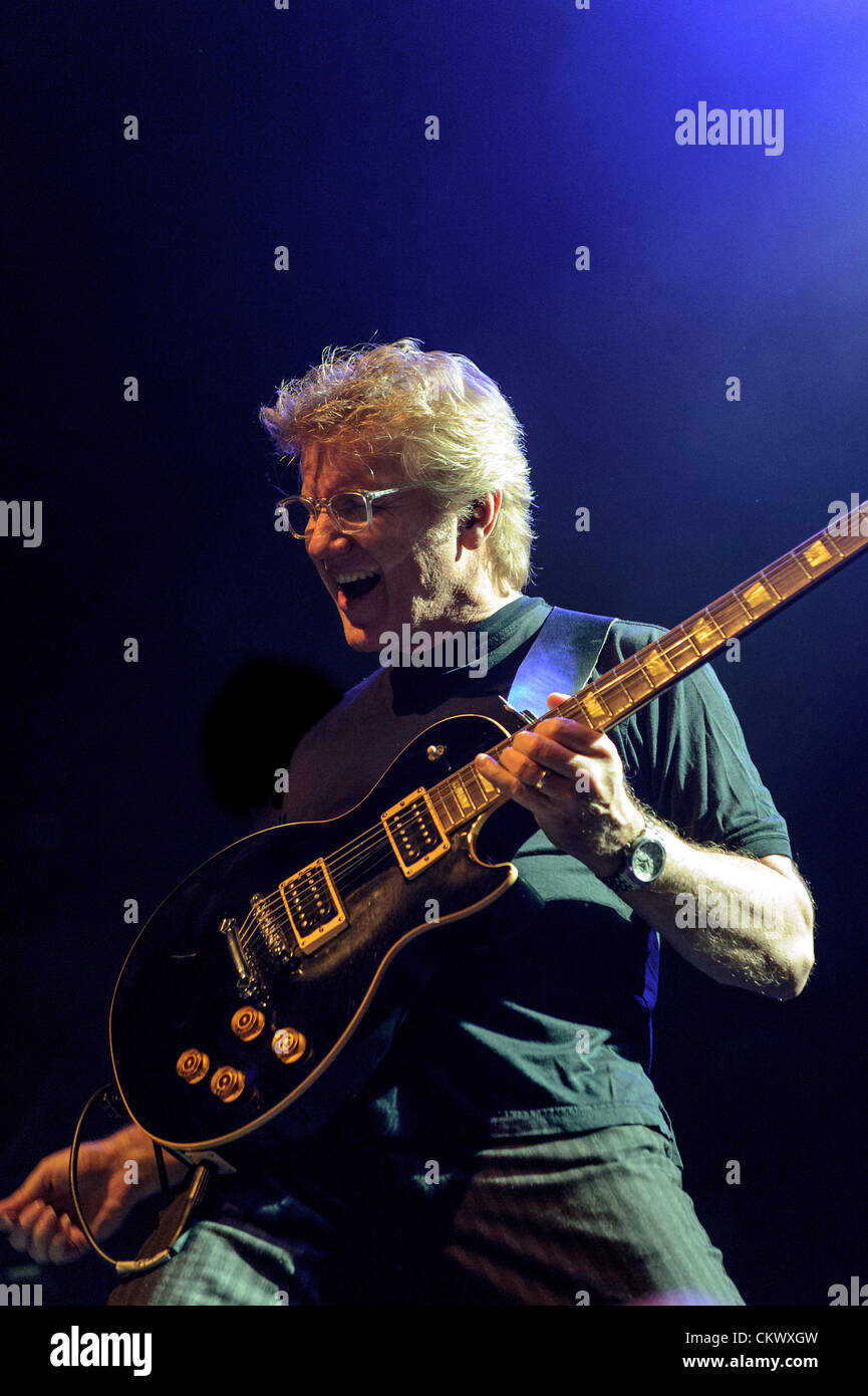 Rik emmett hi-res stock photography and images - Alamy