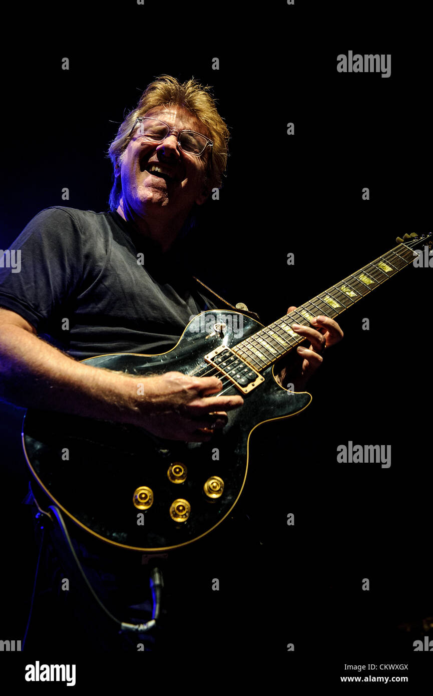 Rik emmett hi-res stock photography and images - Alamy