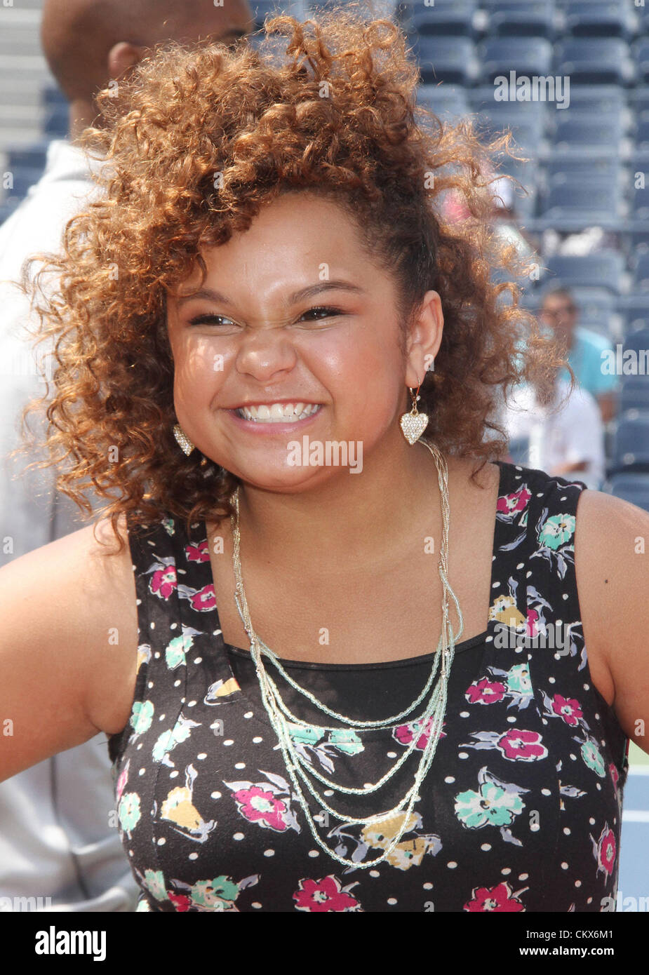 Aug. 25, 2012 - New York, New York, U.S. - Singer RACHEL CROW attends ...