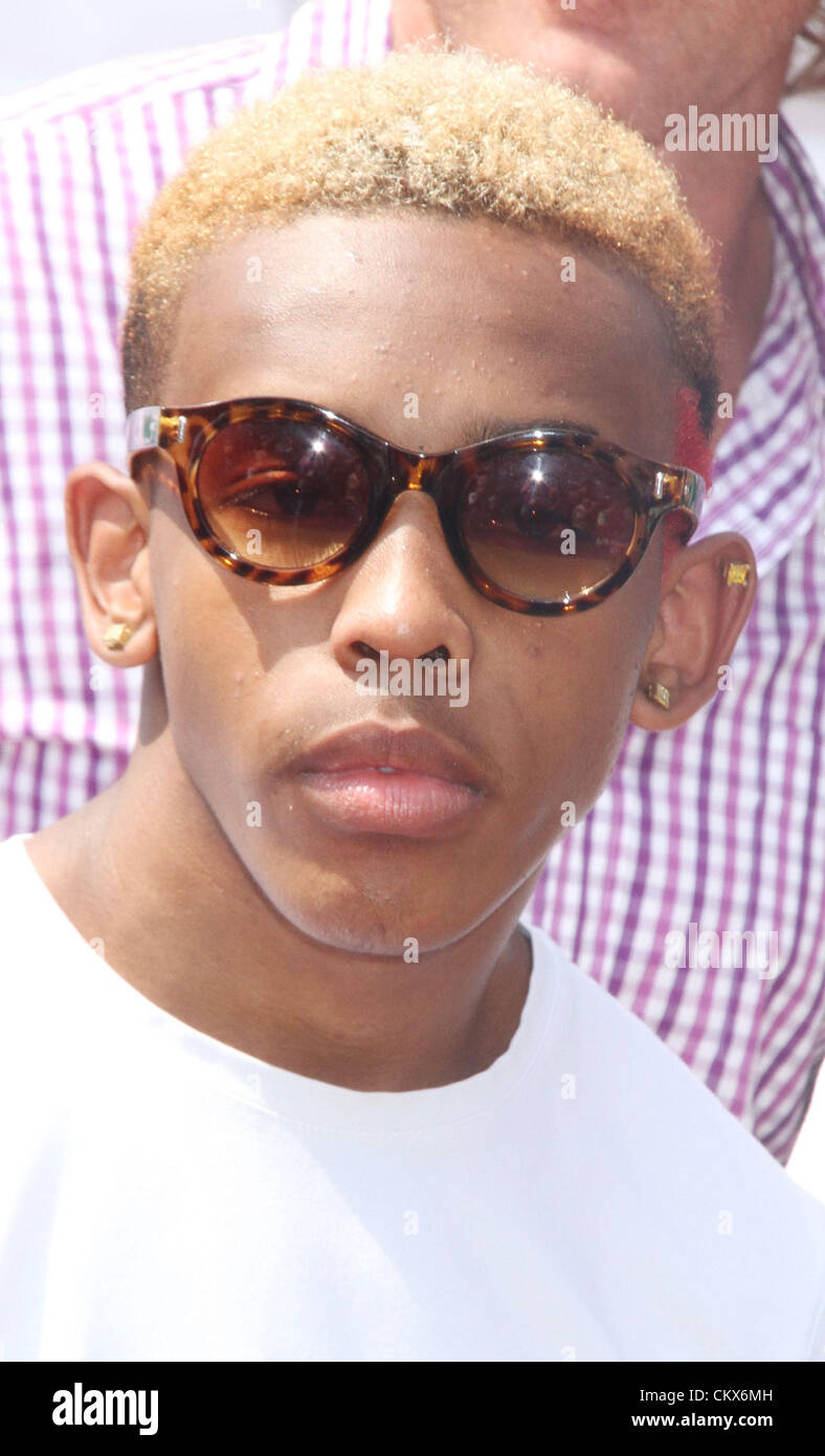 Prodigy Mindless Behavior Without Glasses