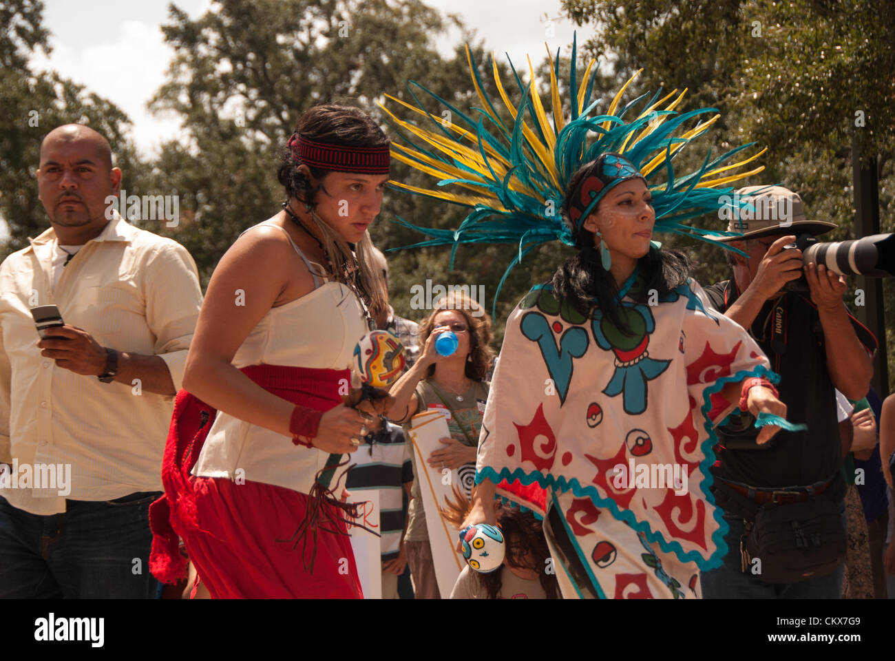 Aztec indians hi-res stock photography and images - Alamy