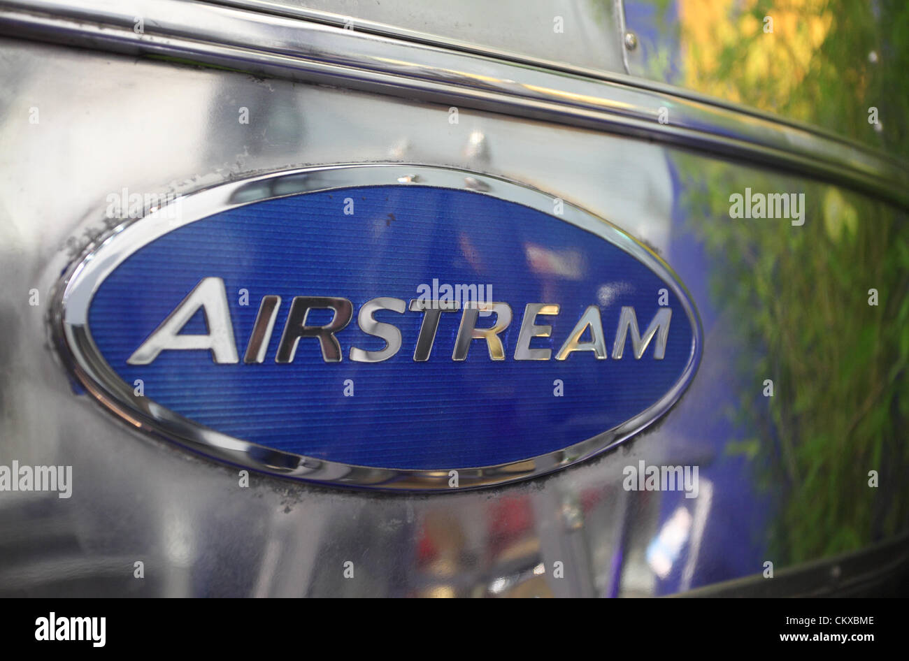 Airstream logo hi-res stock photography and images - Alamy
