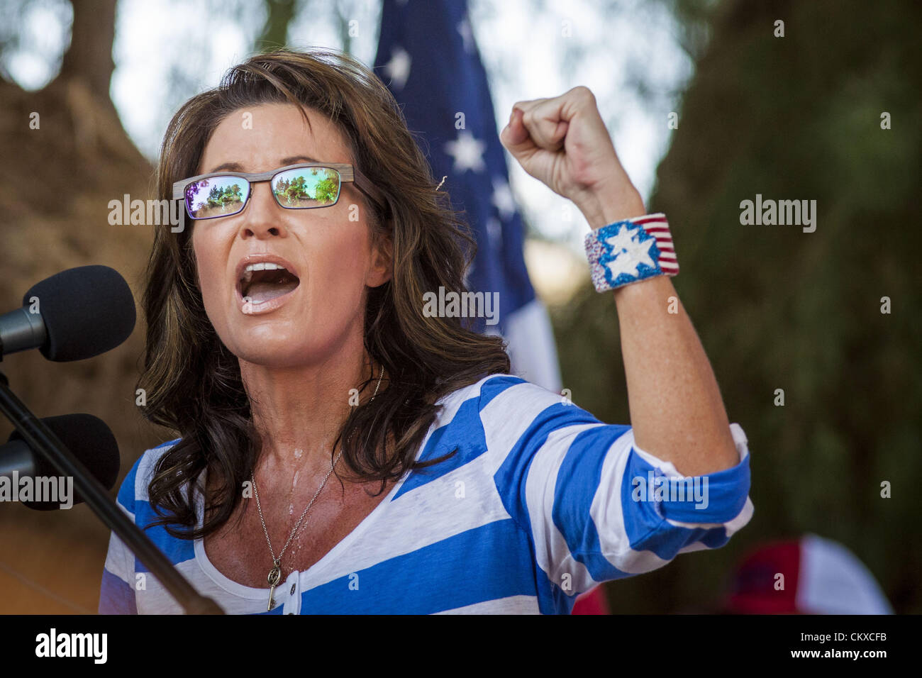 Aug. 27, 2012 - Gilbert, Arizona, U.S - SARAH PALIN speaks at a ...