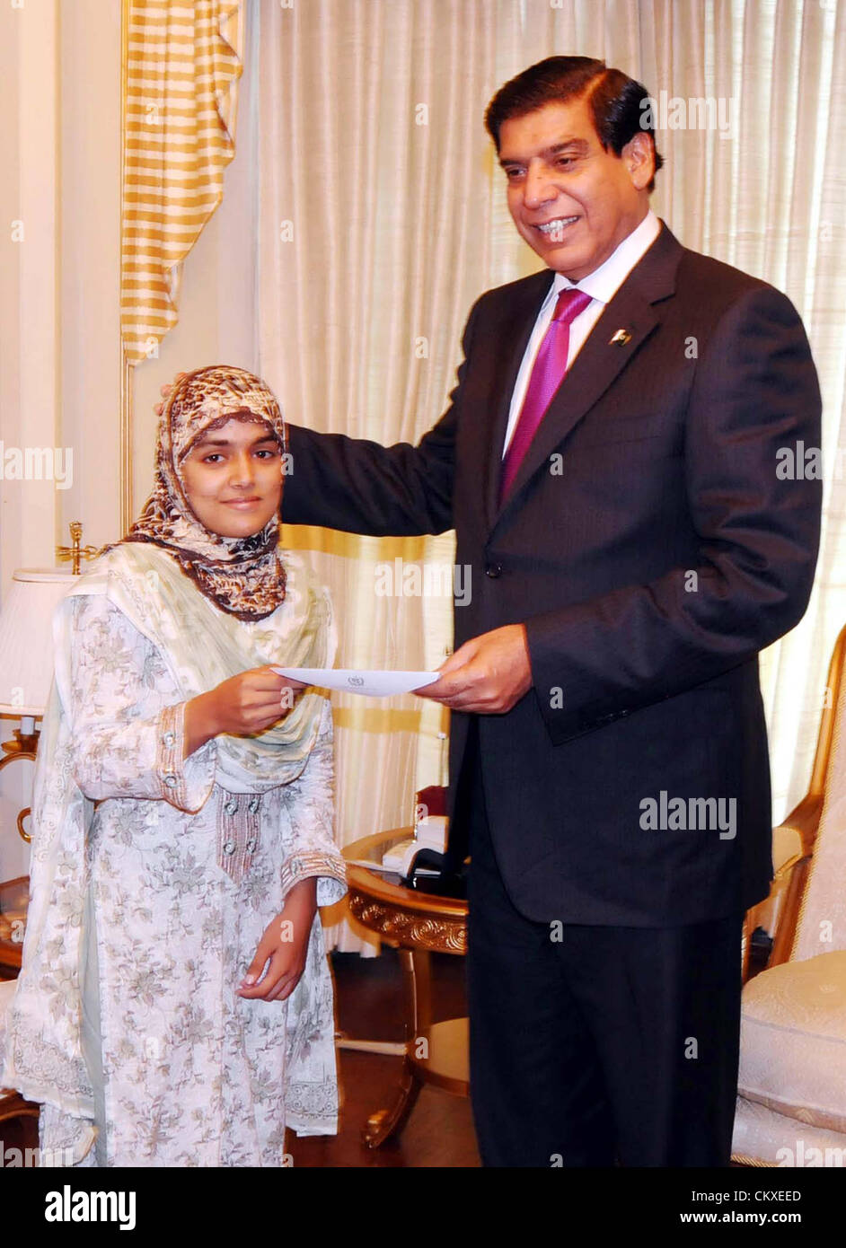 Maria anam 500 hi-res stock photography and images - Alamy