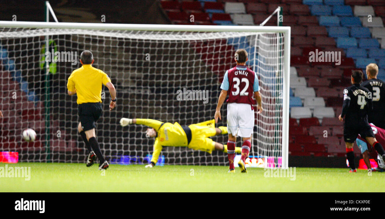 Nicky maynard hi-res stock photography and images - Alamy