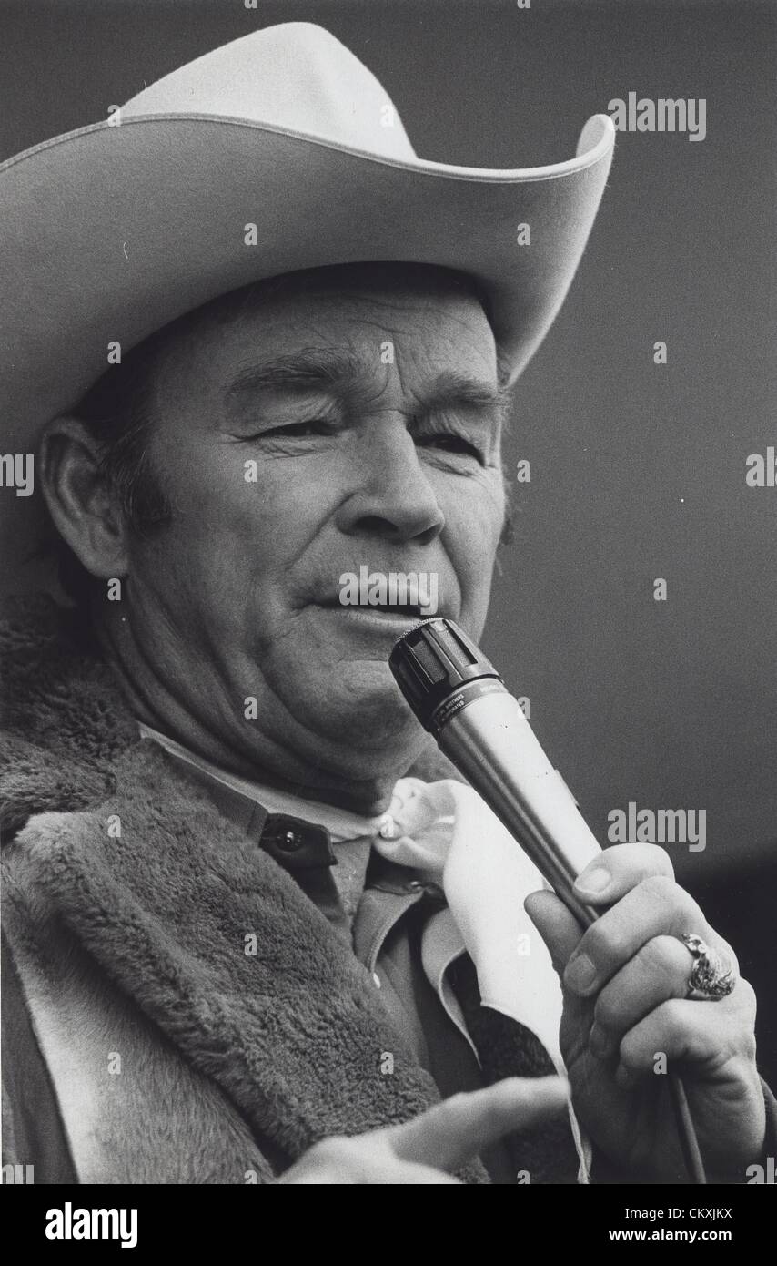ROY ROGERS.Supplied by Photos, inc.(Credit Image: Â© Supplied By Globe ...