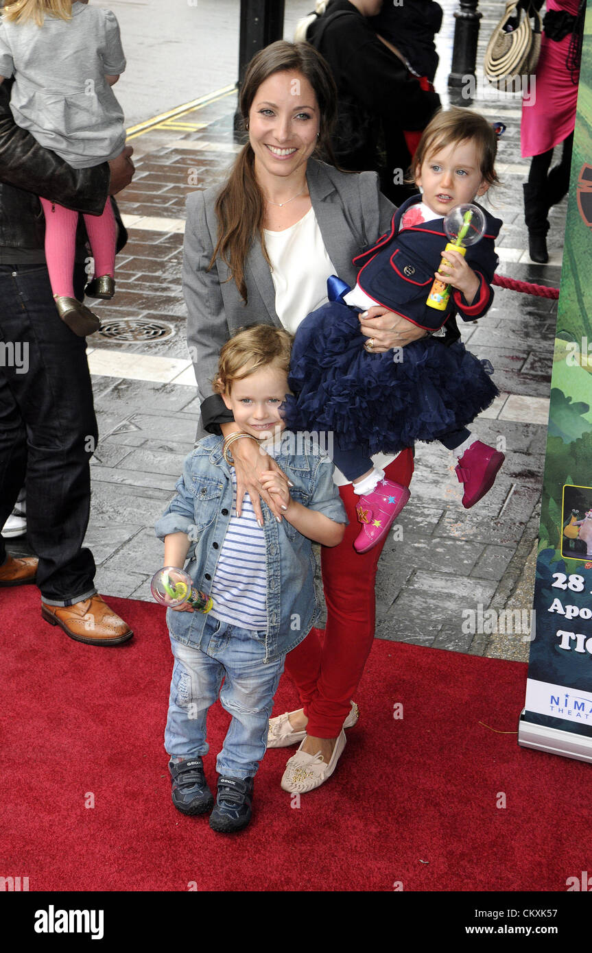 Anna marie wayne hi-res stock photography and images - Alamy