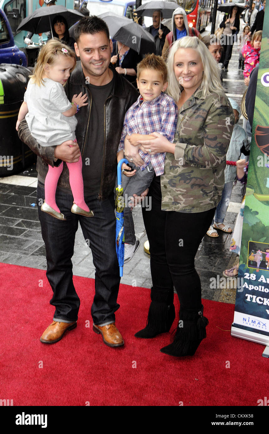 Claire Richards on the red carpet at the Celebrity & Press Performance ...