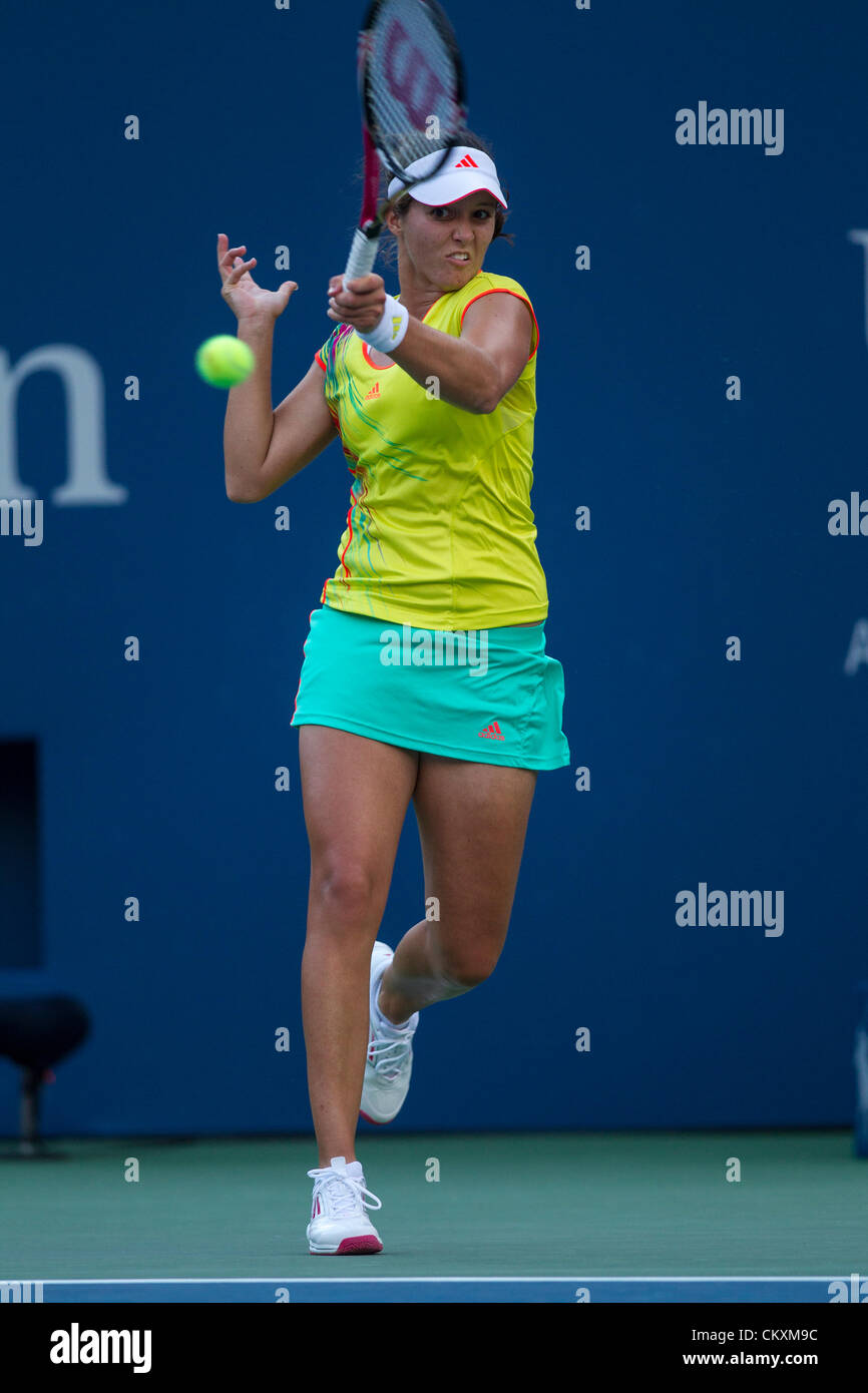 Flushing, New York, USA. 29th August 2012. Laura Robson (GBR) competing ...