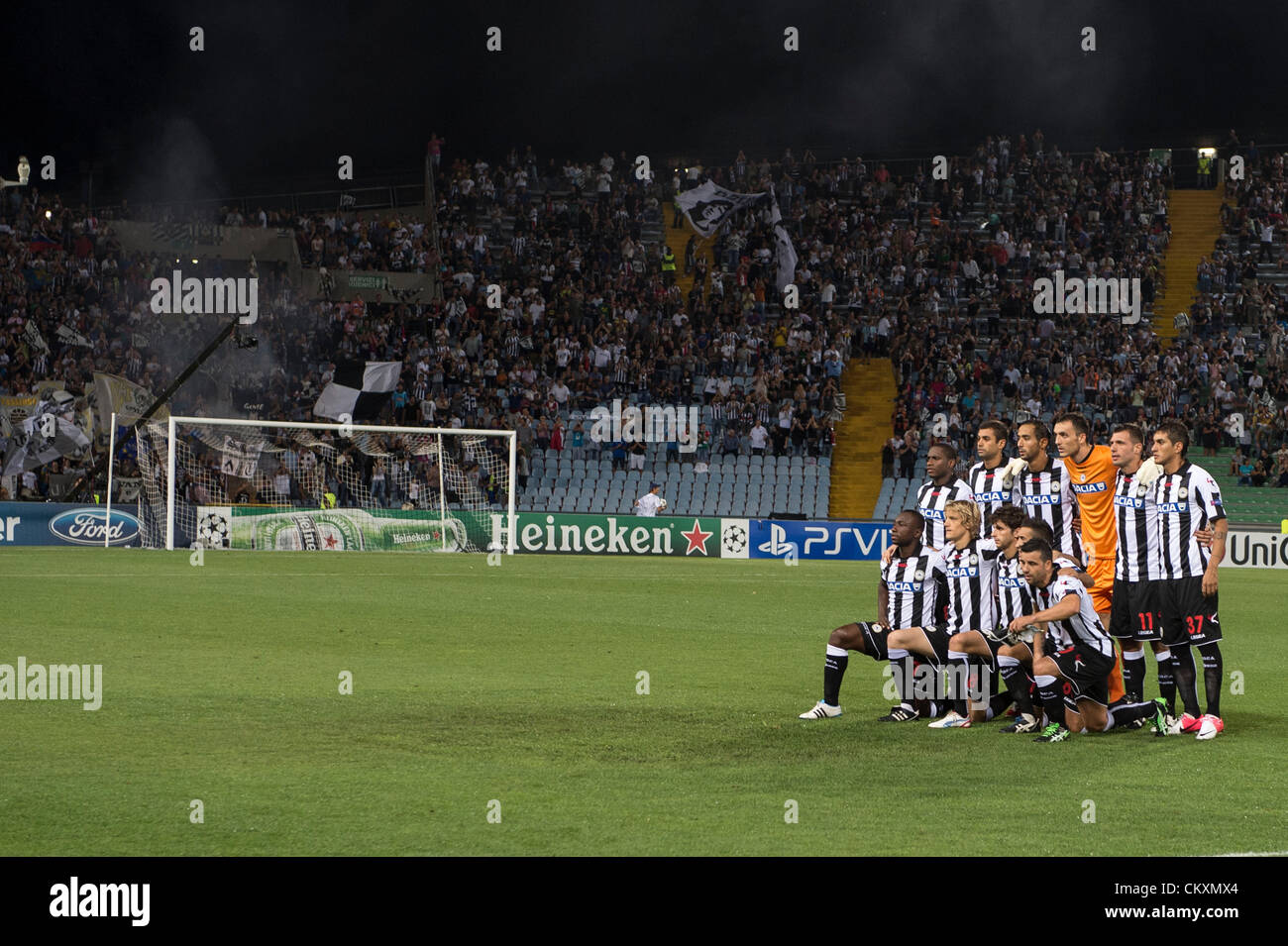 Udinese team group line up hi-res stock photography and images - Alamy