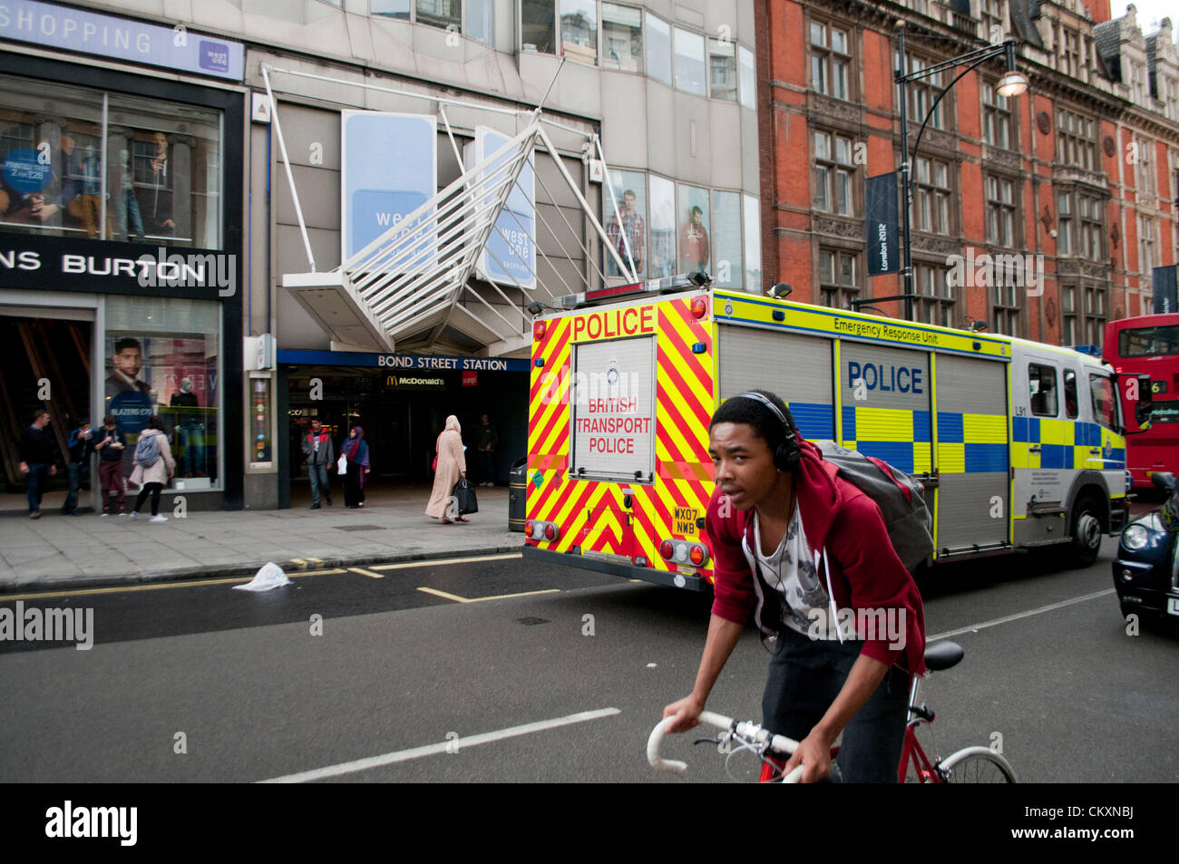 London, UK. 30th Aug 2012. A British Transport Police Emergency ...