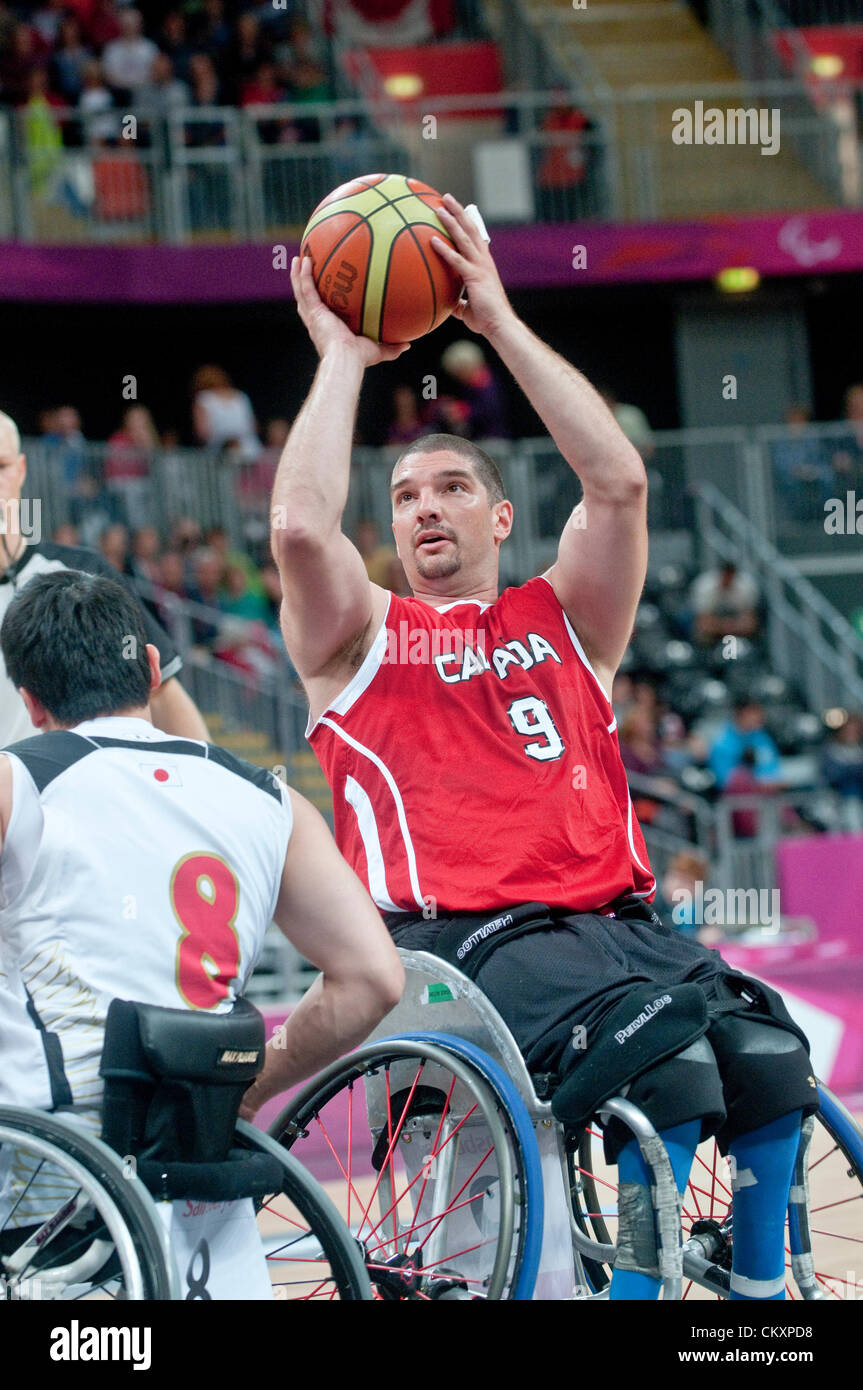 Stratford, London, UK. Thursday 30th August 2012. Adam Lancia prepares ...