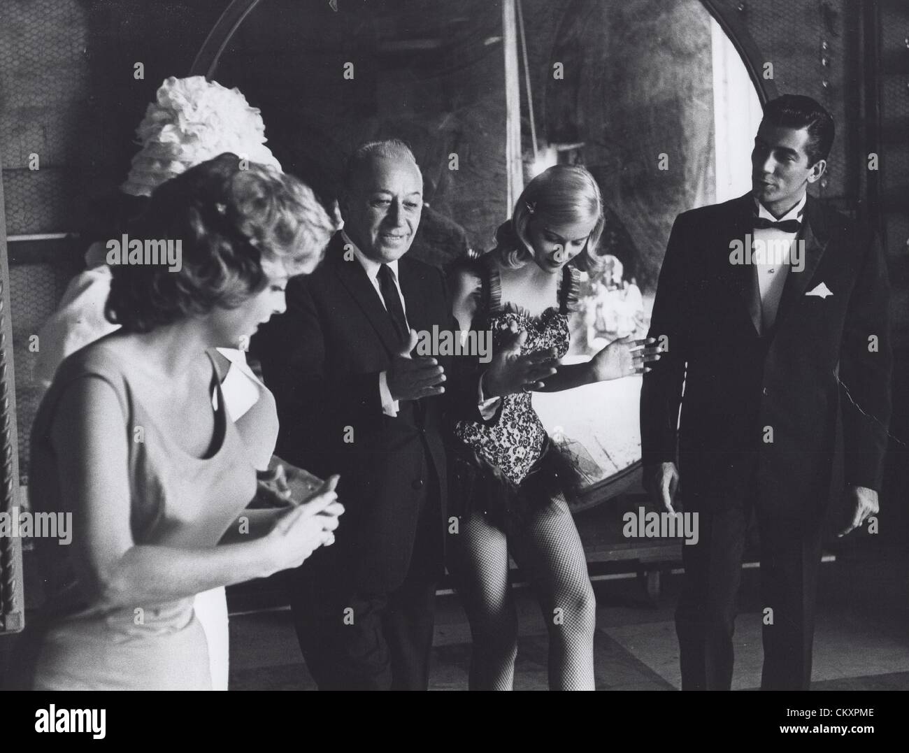 Ray danton hi-res stock photography and images - Alamy