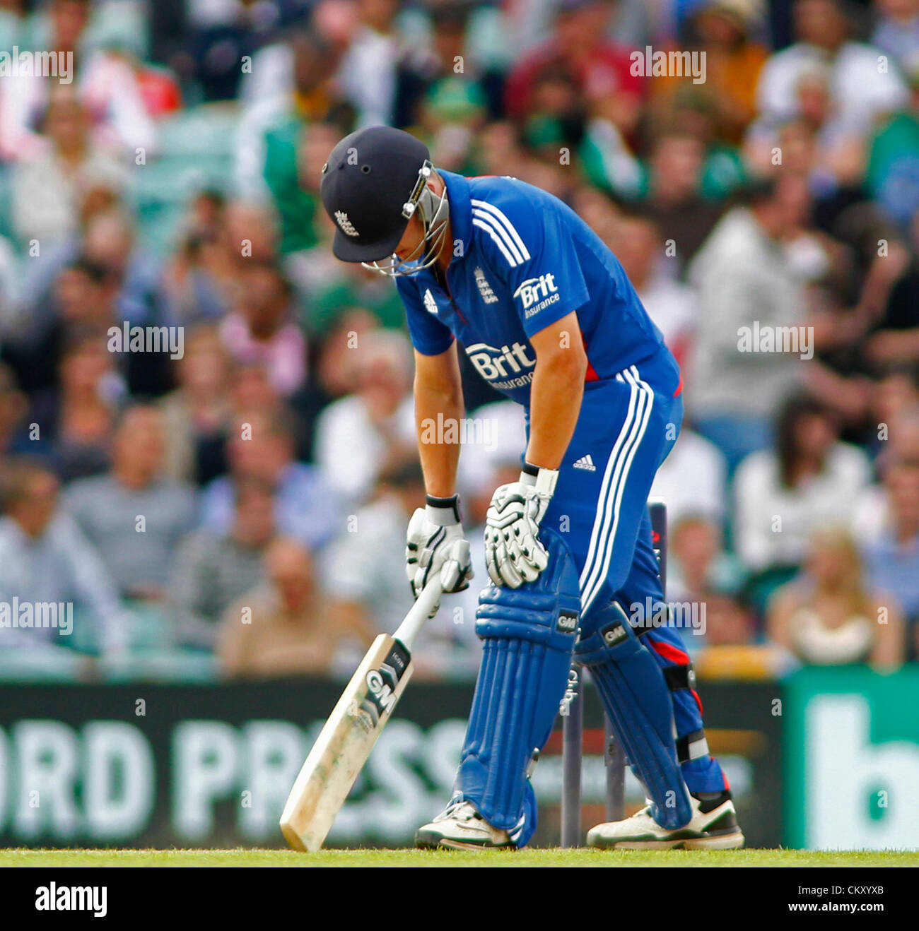 31/08/2012 London, England. England's Jonathan Trott marks his guard ...