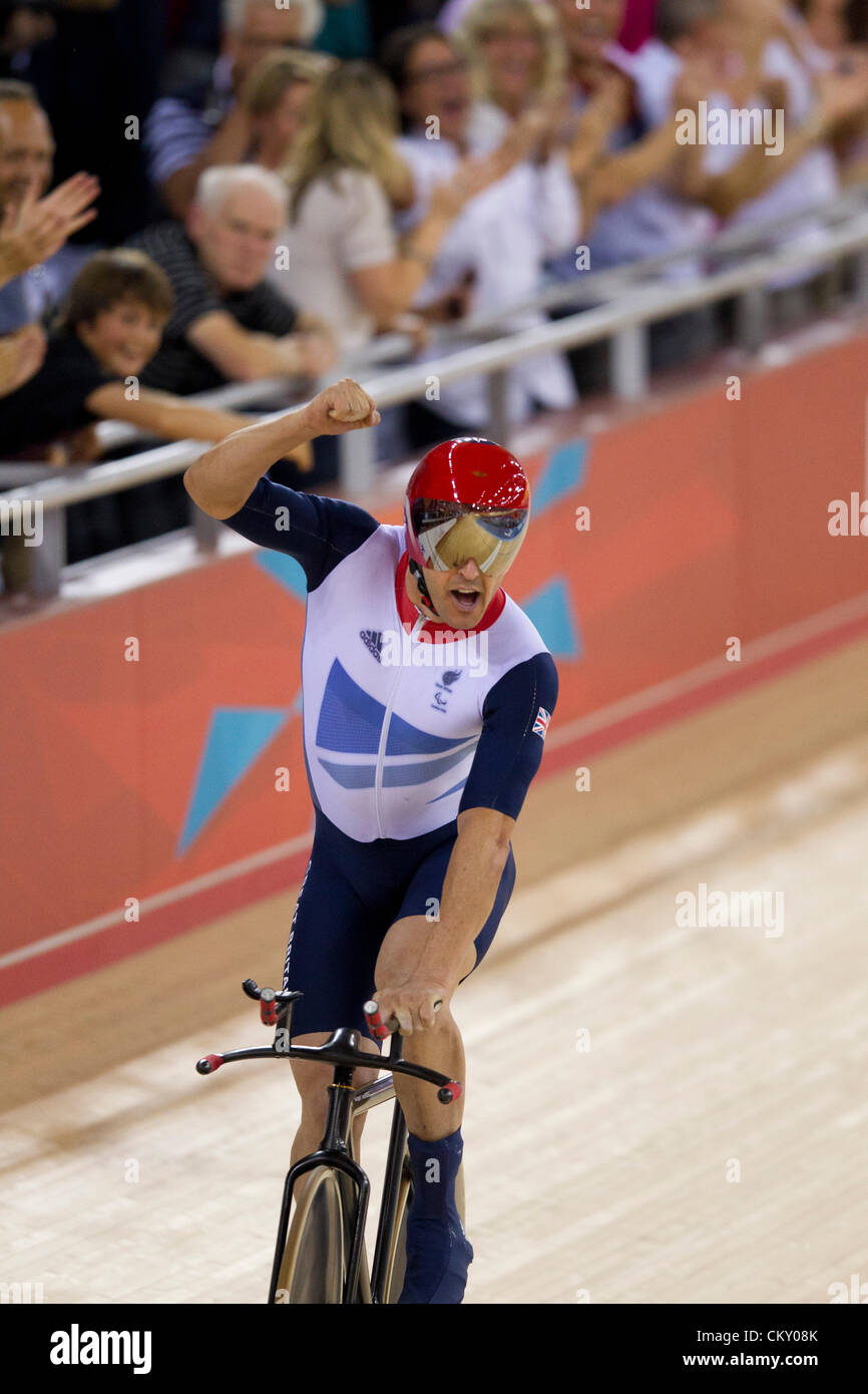 Mark colbourne hi-res stock photography and images - Alamy