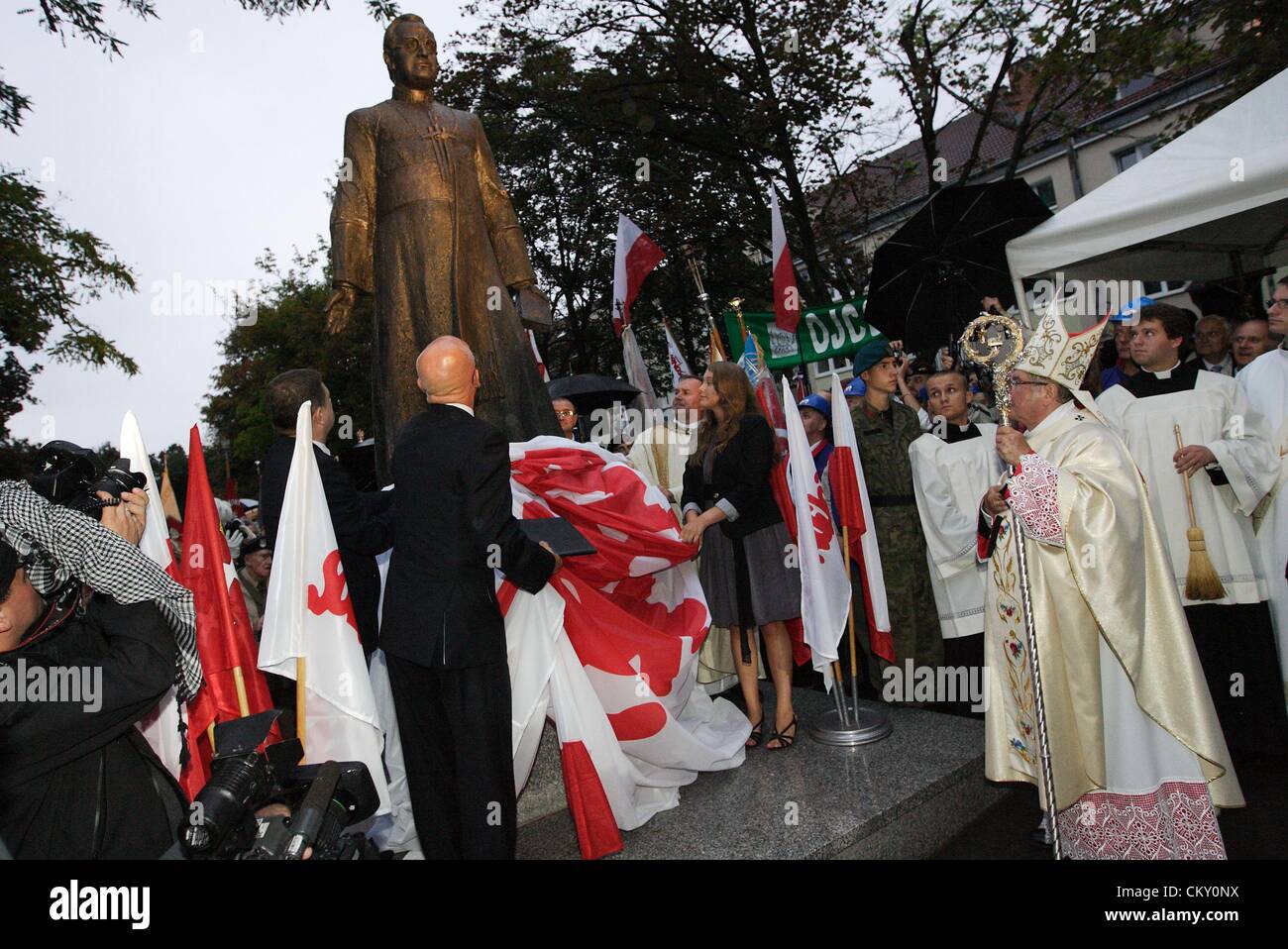Statue of henryk jankowski hi-res stock photography and images - Alamy