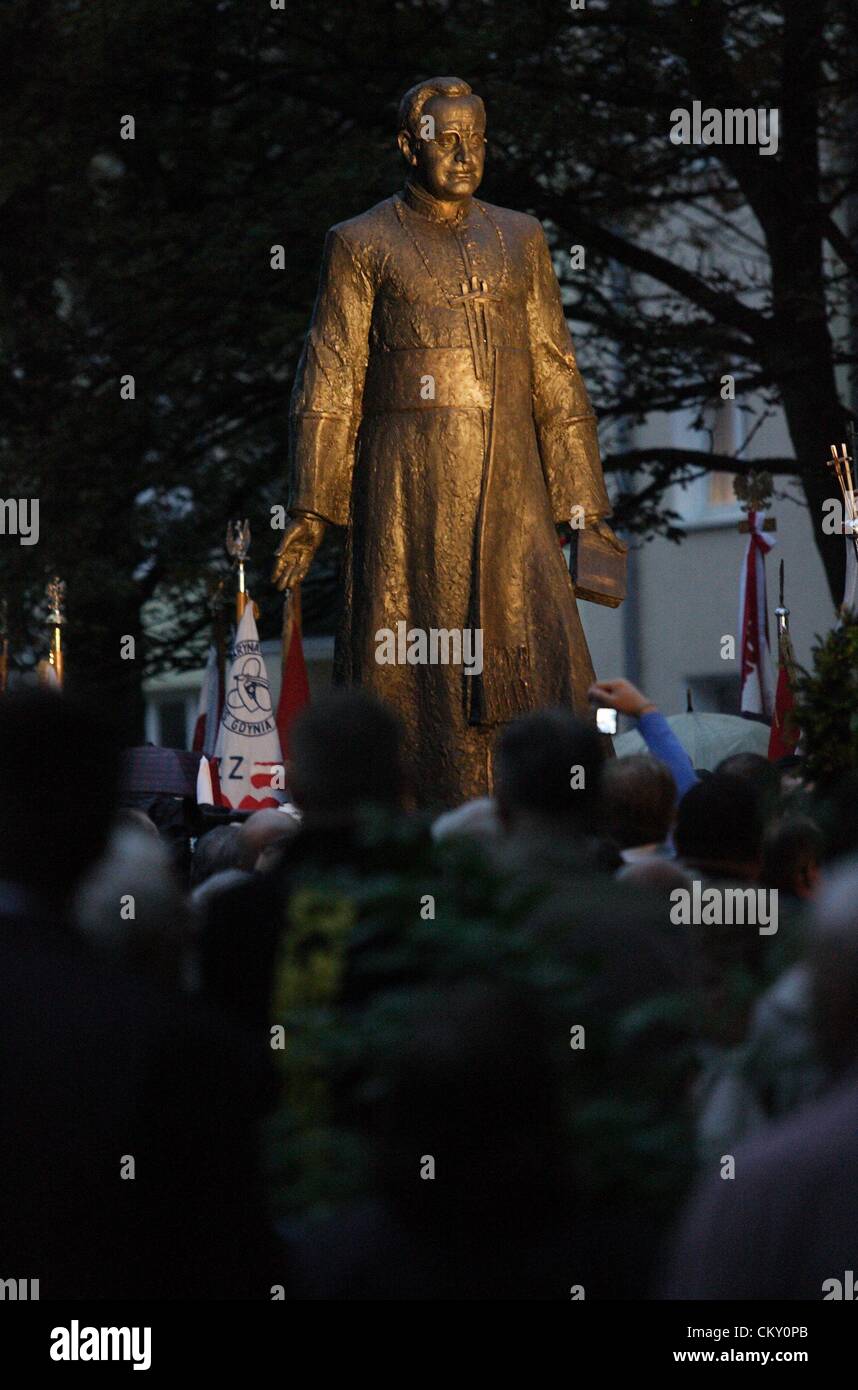 Henryk jankowski statue hi-res stock photography and images - Alamy