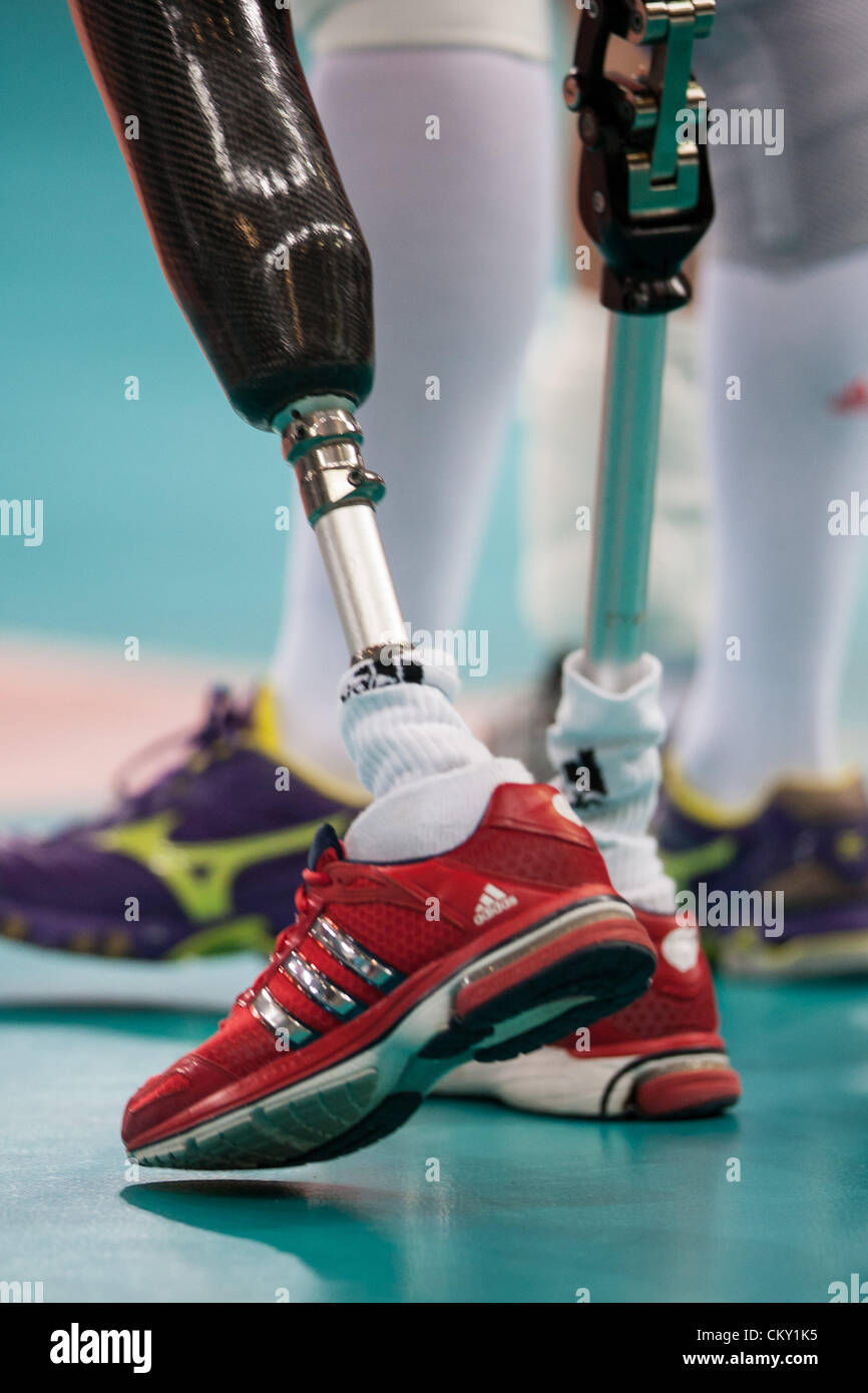 Artificial legs hi-res stock photography and images - Alamy