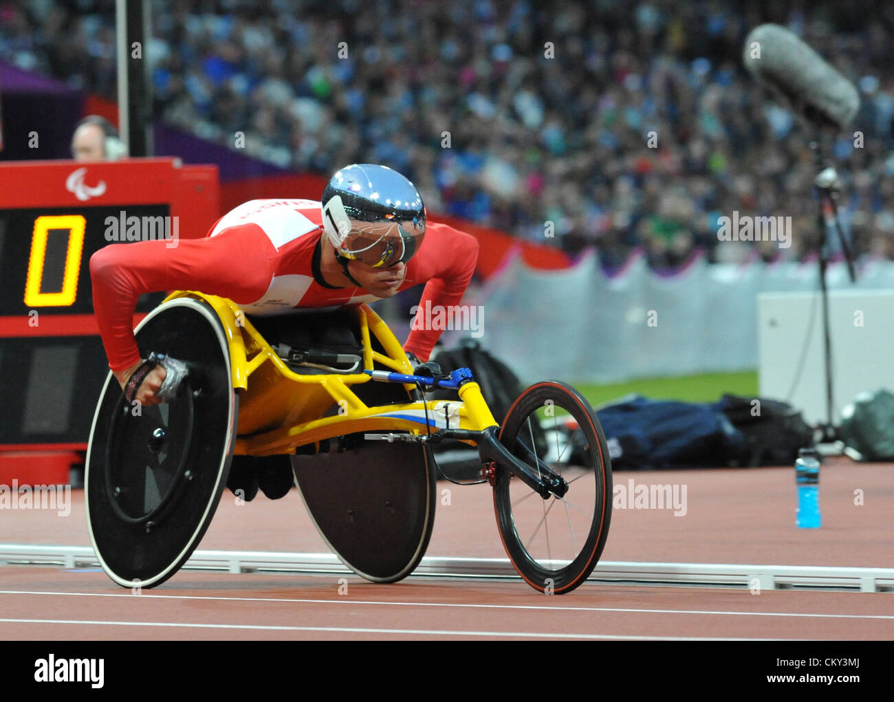 London, UK. 31st Aug 2012 - Marcell Hug (SUI) wearing an über ...