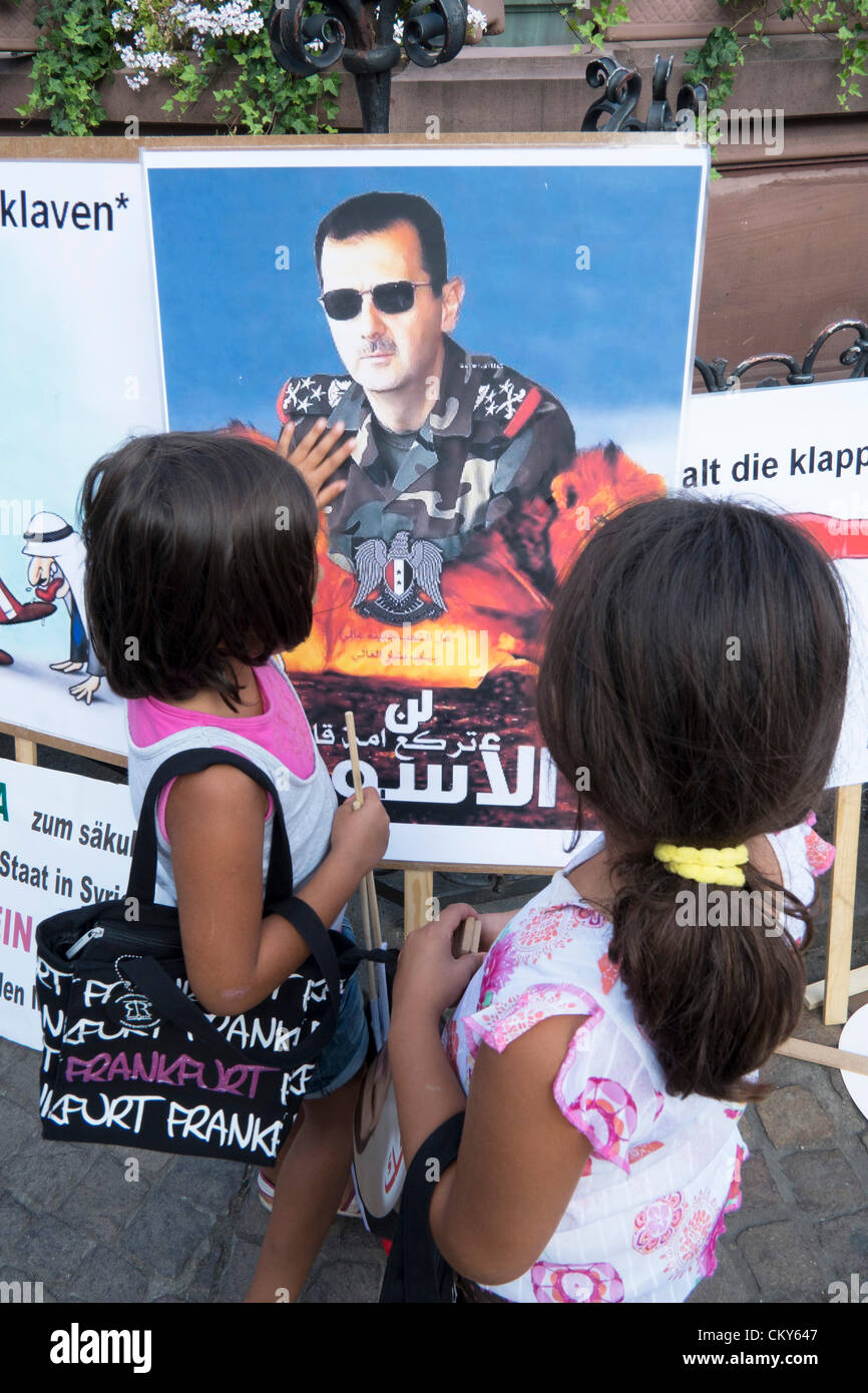 Syrian hi-res stock photography and images - Alamy