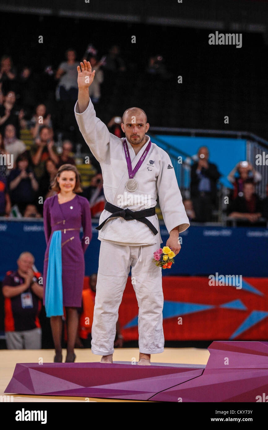 01.09.2012. London, England. Samuel INGRAM (GBR) acknowledges the crowd ...