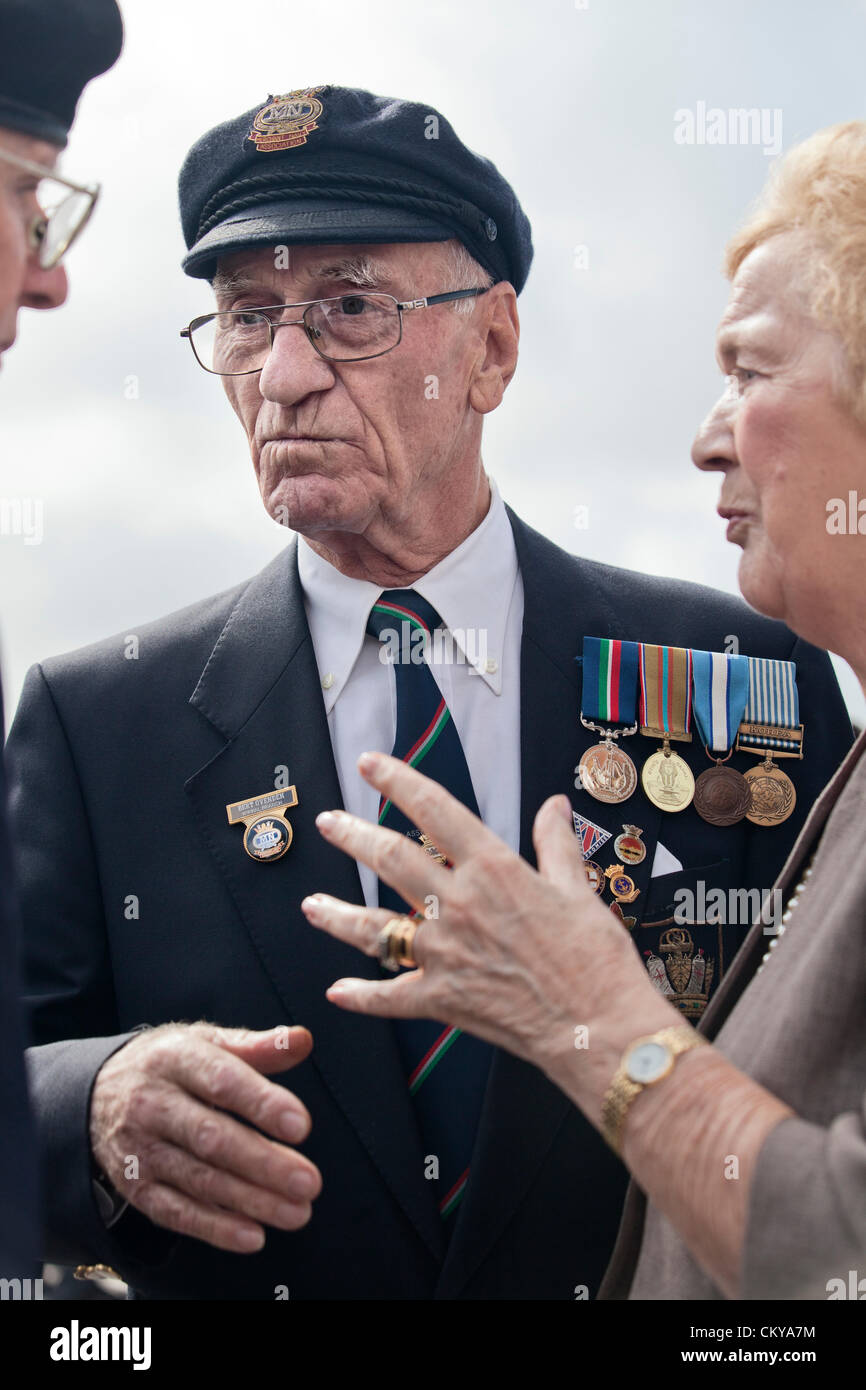Merchant Navy Veterans Gather At The Merchant Navy Memorial At Merchant Navy Veterans Gather At The Merchant Navy Memorial At