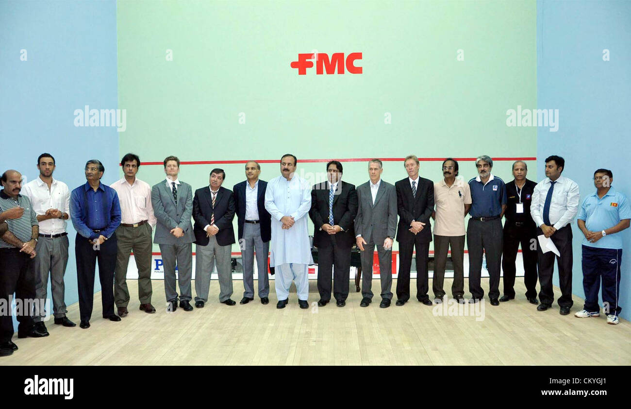 Punjab Assembly Deputy Speaker, Rana Mashood Ahmad Khan in group photo ...