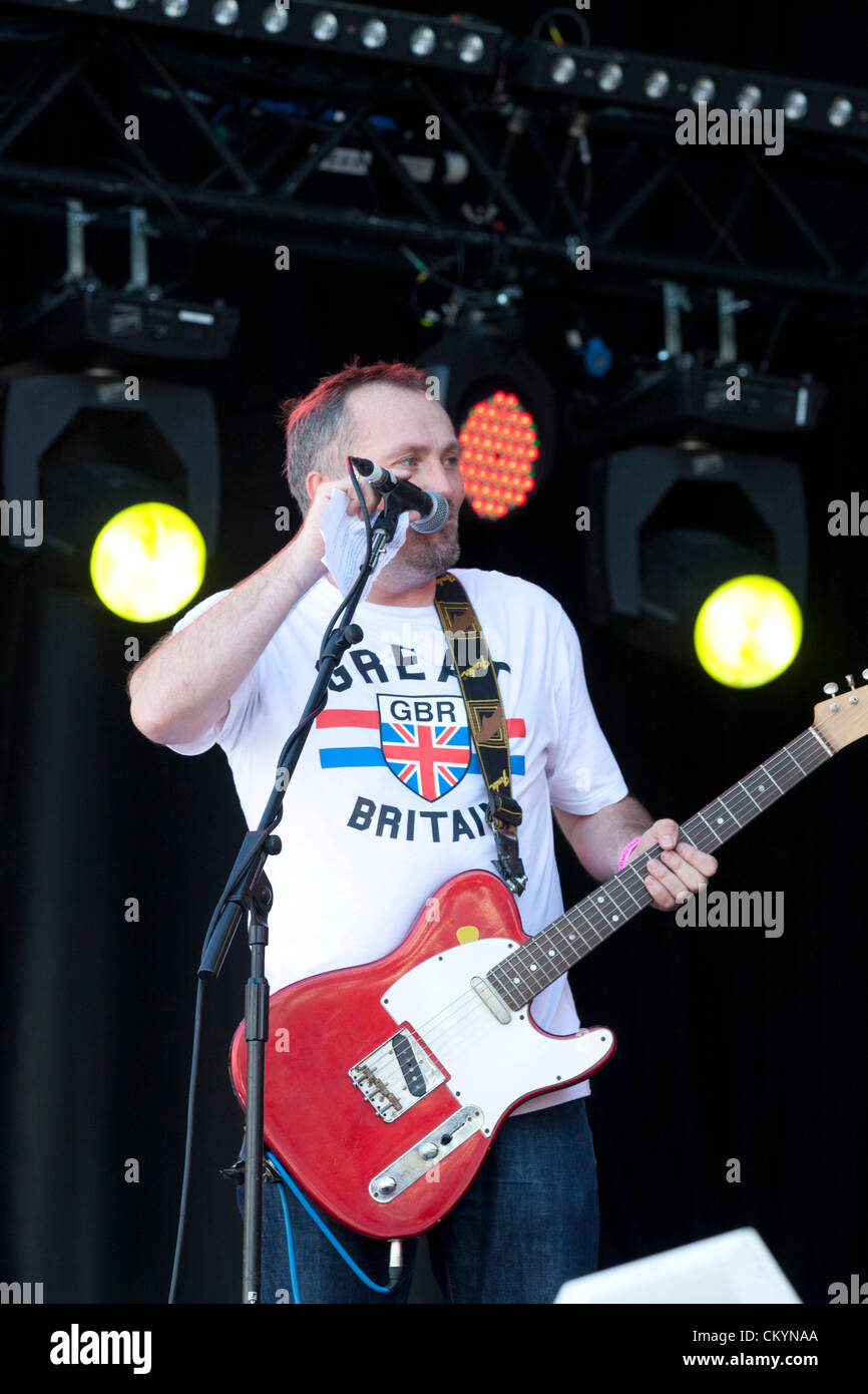 Heavy load band hi-res stock photography and images - Alamy