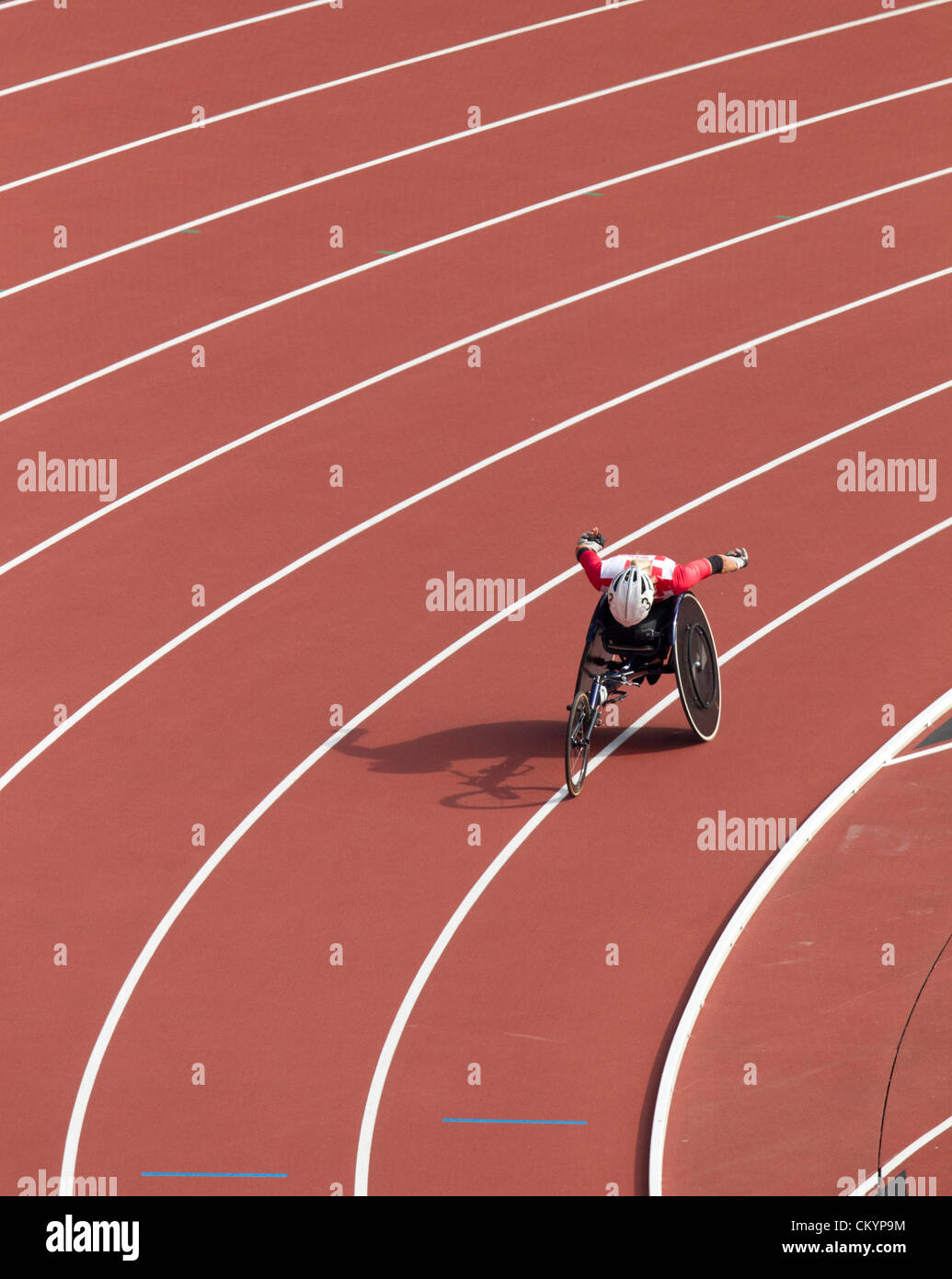 T54 wheelchair racer hi-res stock photography and images - Alamy