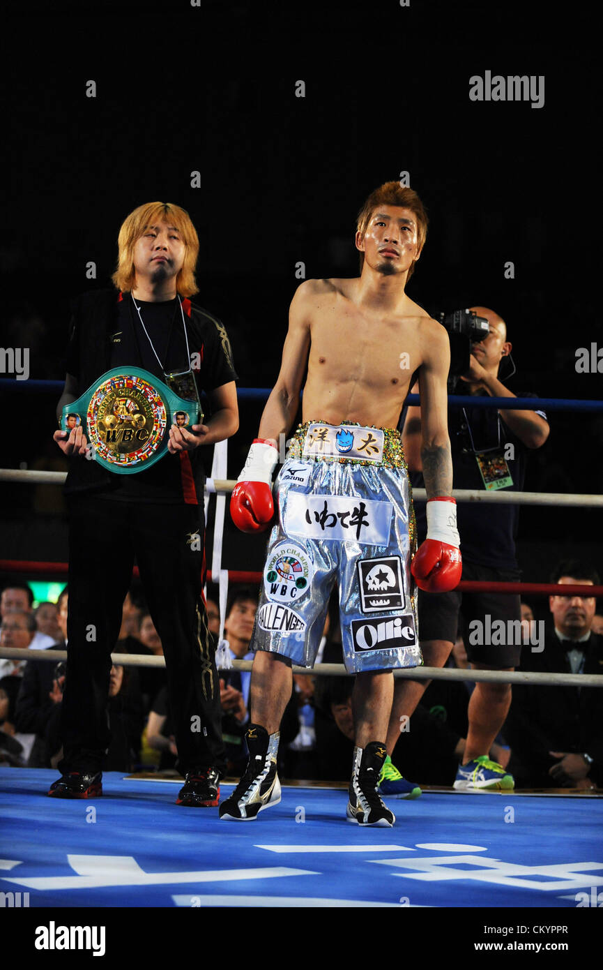 (R-L) Yota Sato (JPN), Shiro Arai, JULY 8, 2012 - Boxing : Yota Sato of ...