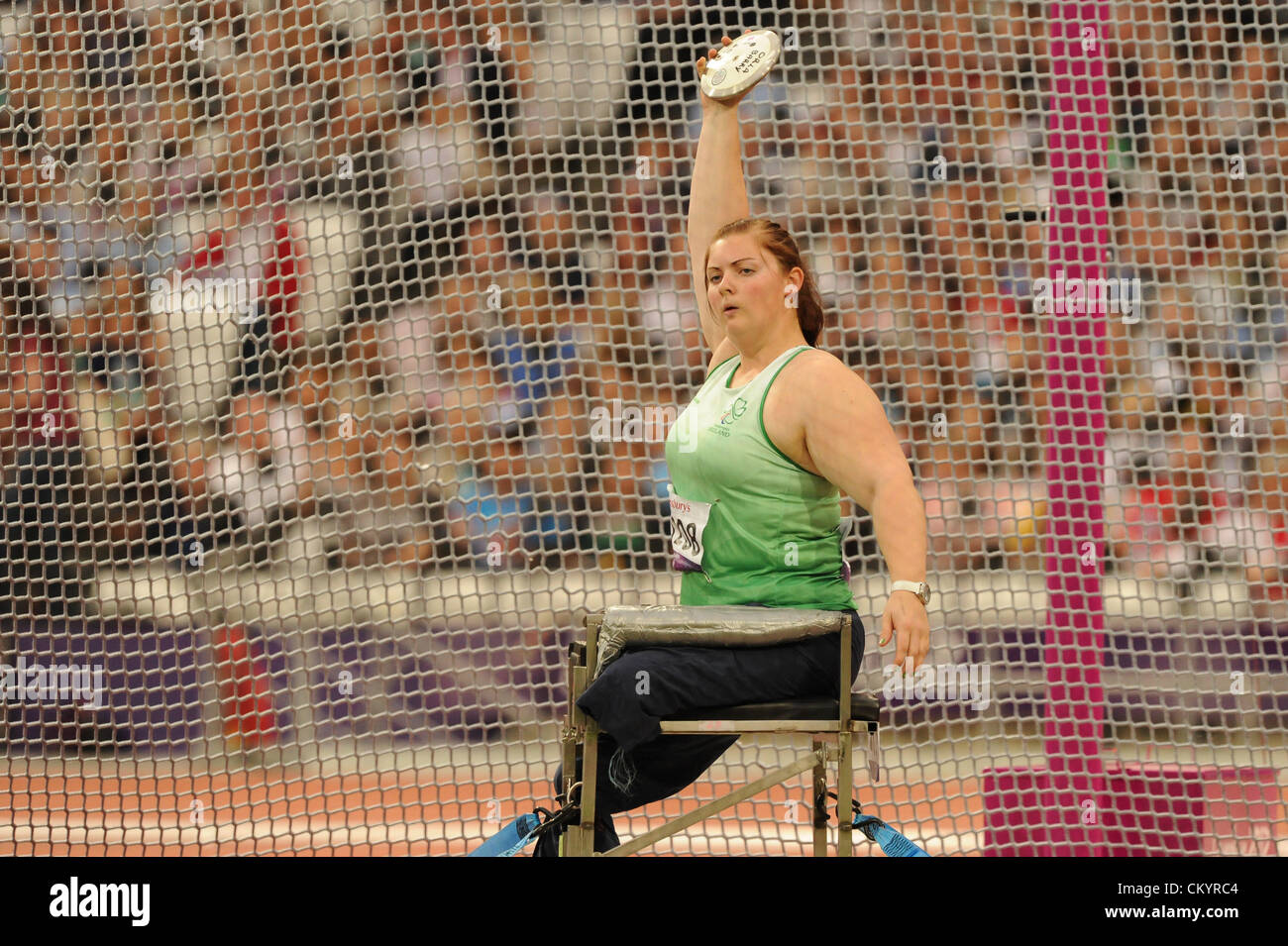 Olympics london 2012 discus hi-res stock photography and images - Alamy