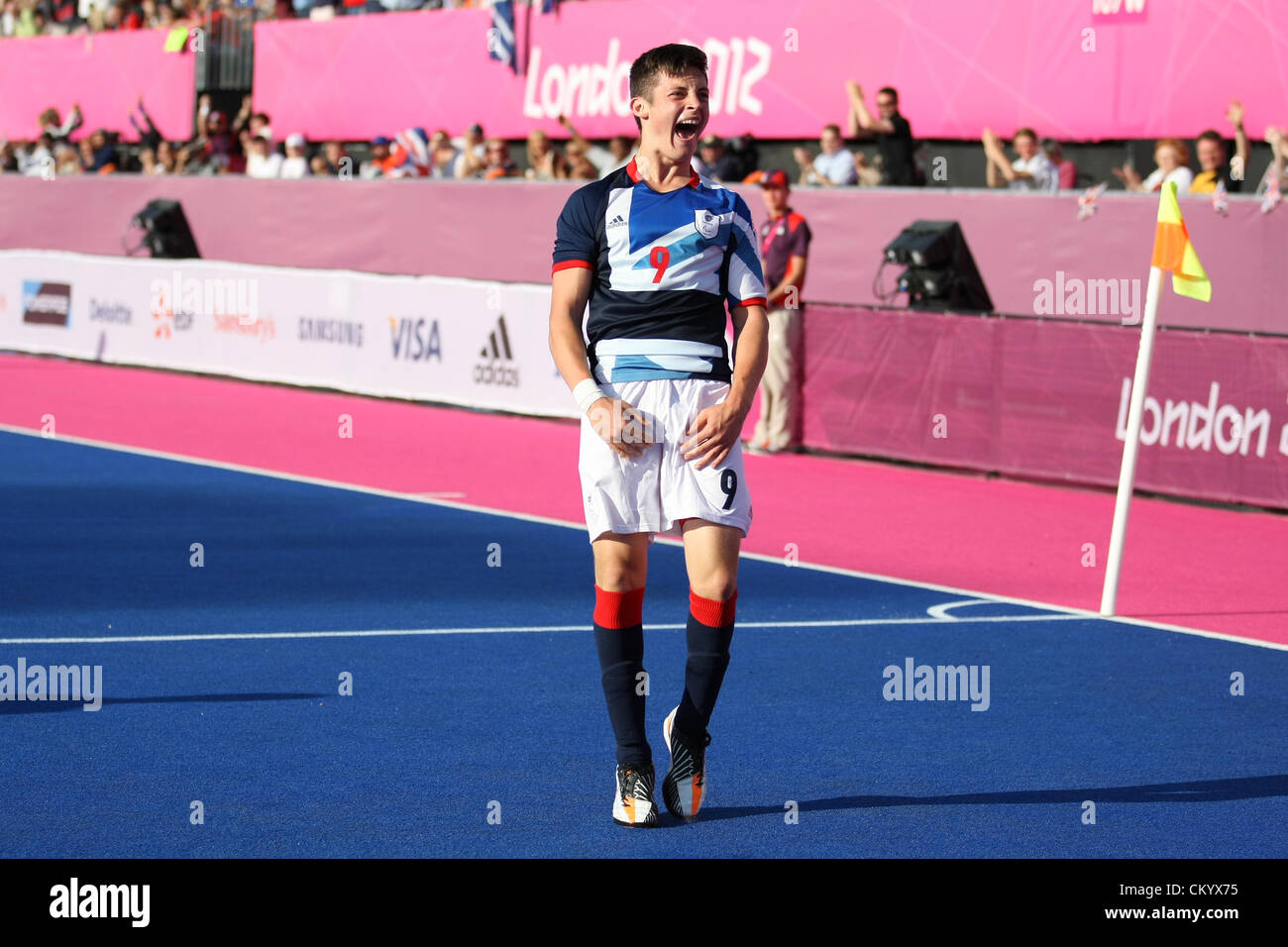 5.09.2012 London, England. George Fletcher (GBR) celebrates after ...