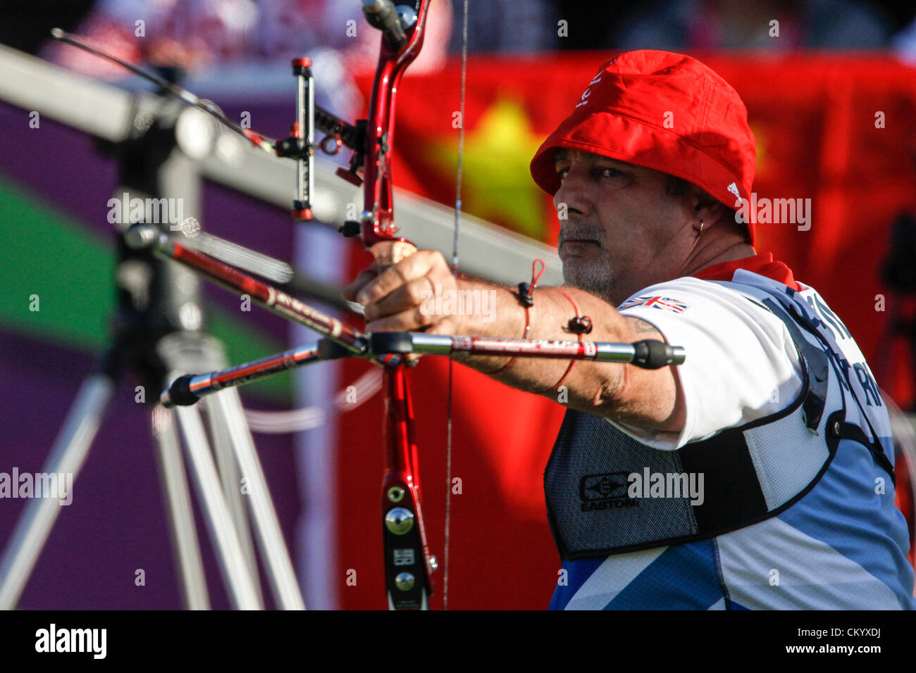 05.09.2012 London, England. Phil BOTTOMLEY (GBR) in action during the ...