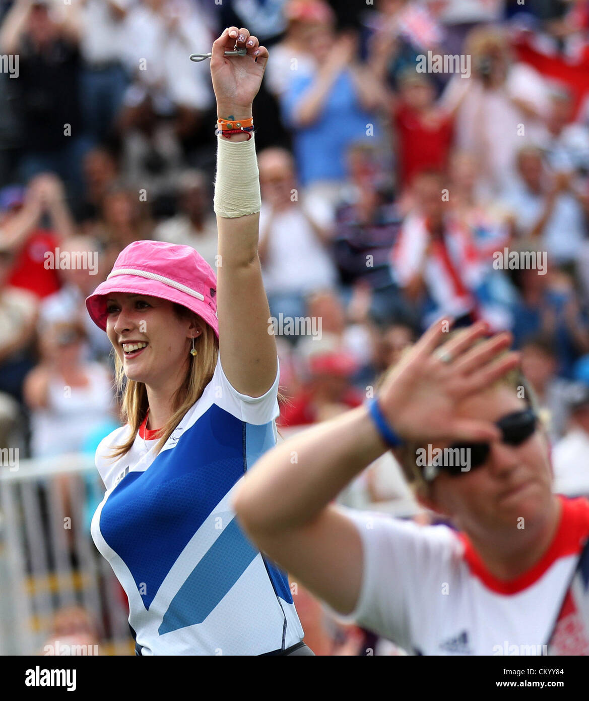 (120905) -- LONDON , Sept. 4, 2012 () -- Danielle Brown (L) of Britain ...