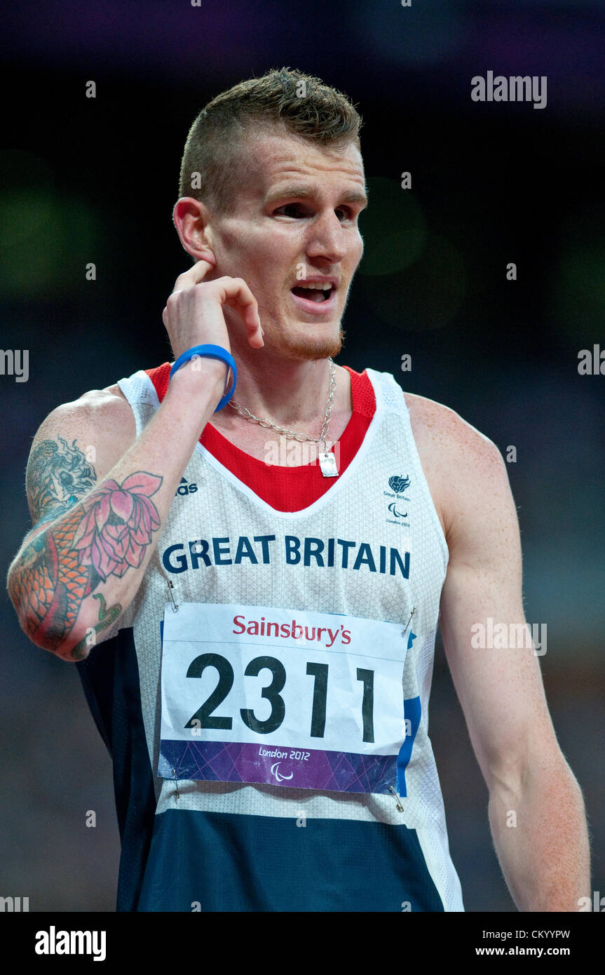 T12 final at the olympic stadium hi-res stock photography and images ...
