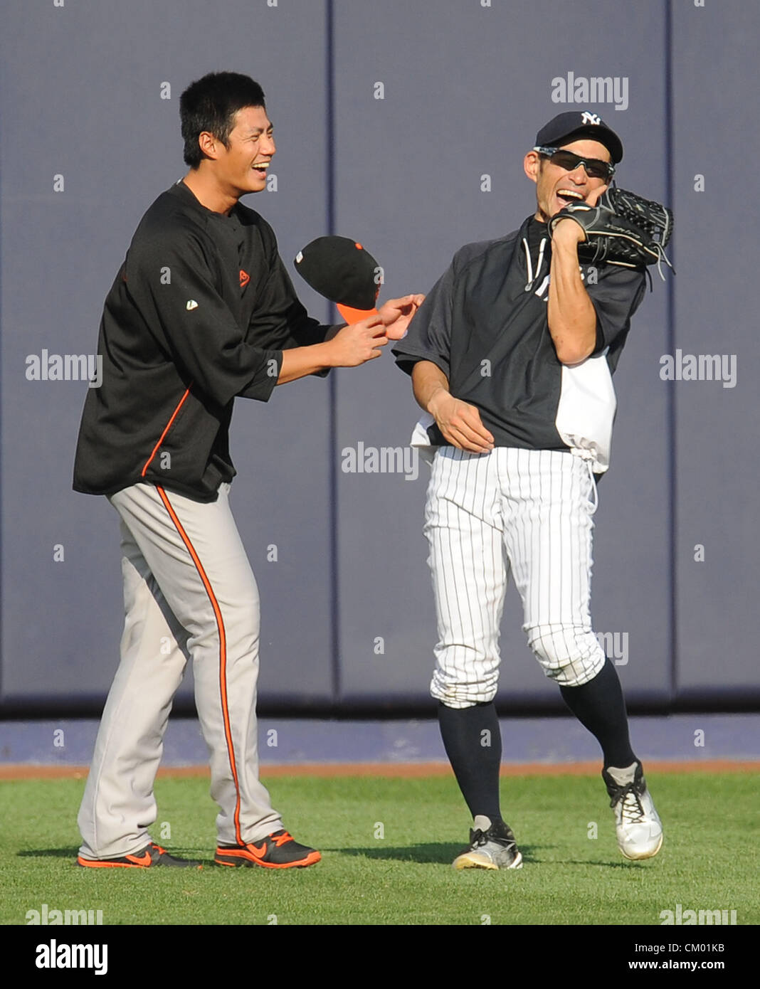 (L-R) Wei-Yin Chen (Orioles), Ichiro Suzuki (Yankees), AUGUST 31, 2012 ...