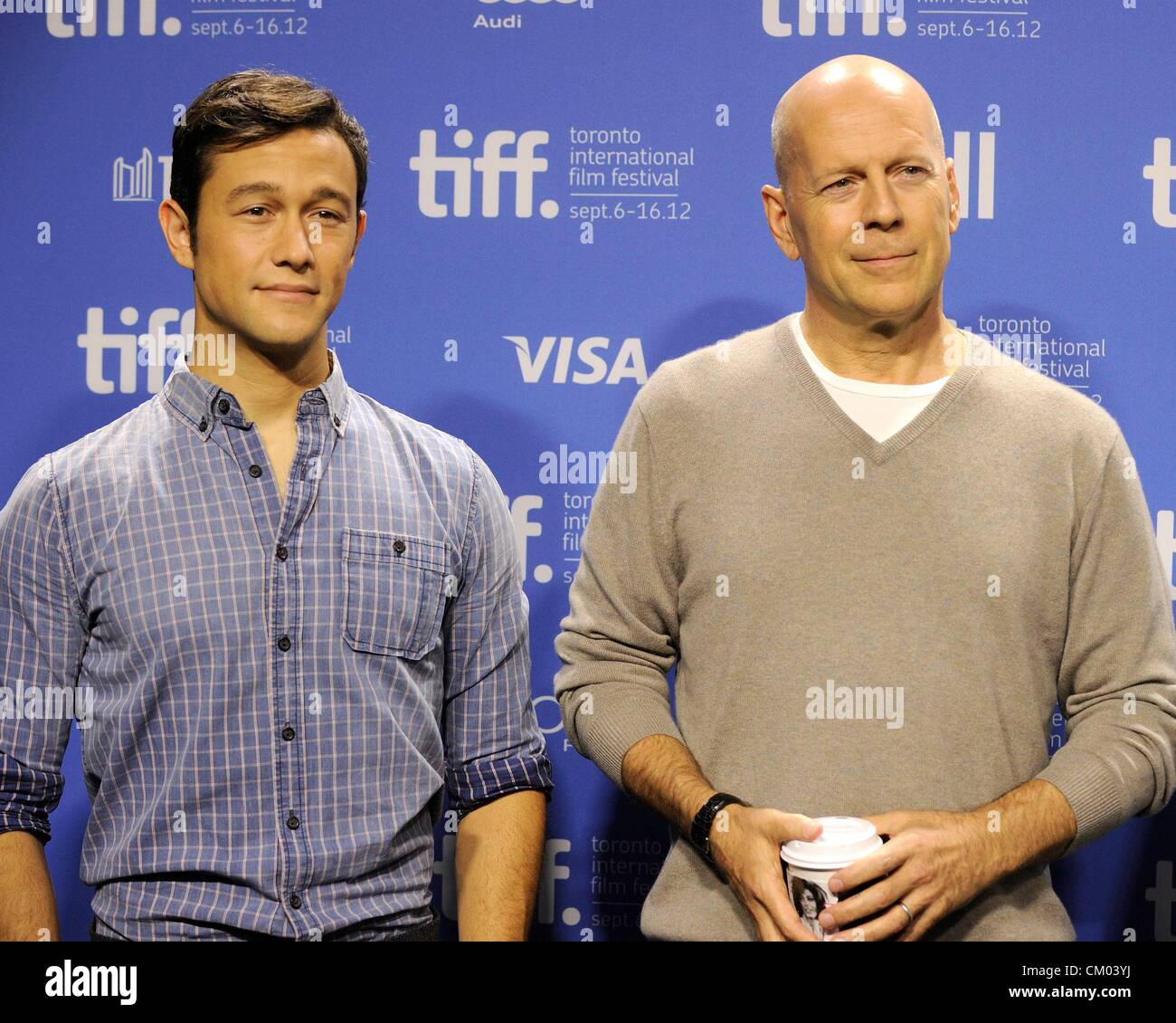 Joseph Gordon Levitt Long Hair Looper