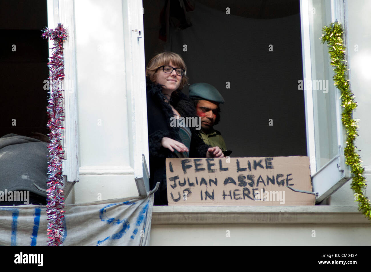 London, UK. 6th September 2012. Squatters in a building on Grays Inn ...