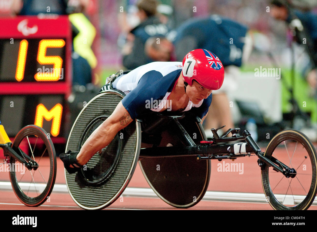 David Weir wins the Men's 800m T54 final at the London 2012 Paralympic ...