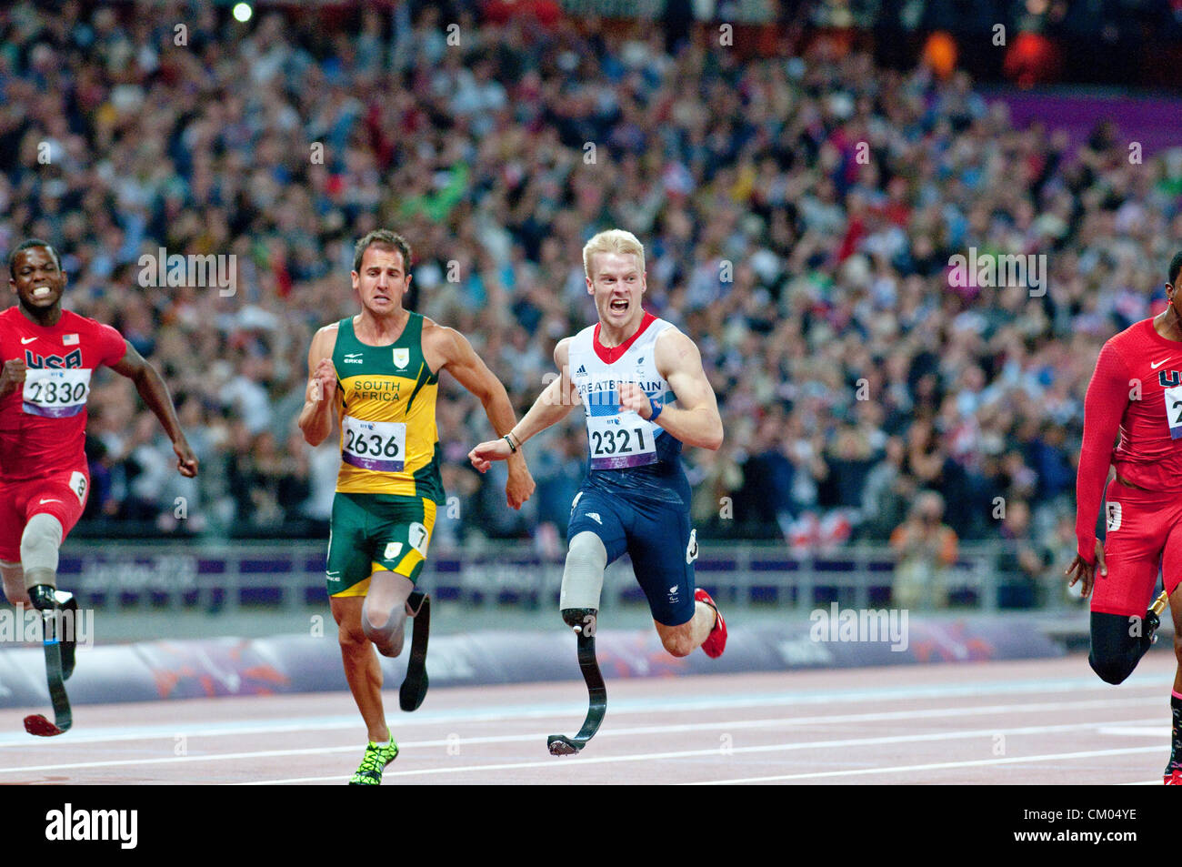 Jonnie Peacock wins the Men's 100m T44 final at the London 2012 ...