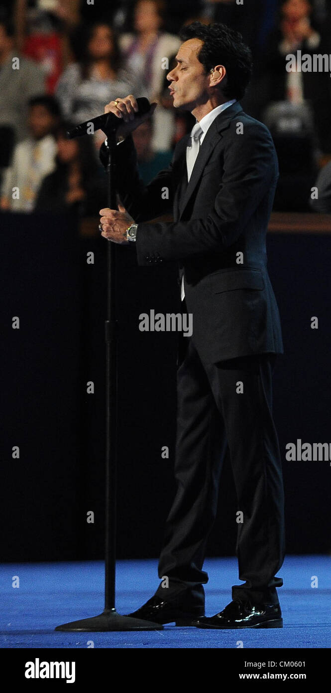 Charlotte, North Carolina, USA - Singer/Songwriter, Marc Anthony, sings ...