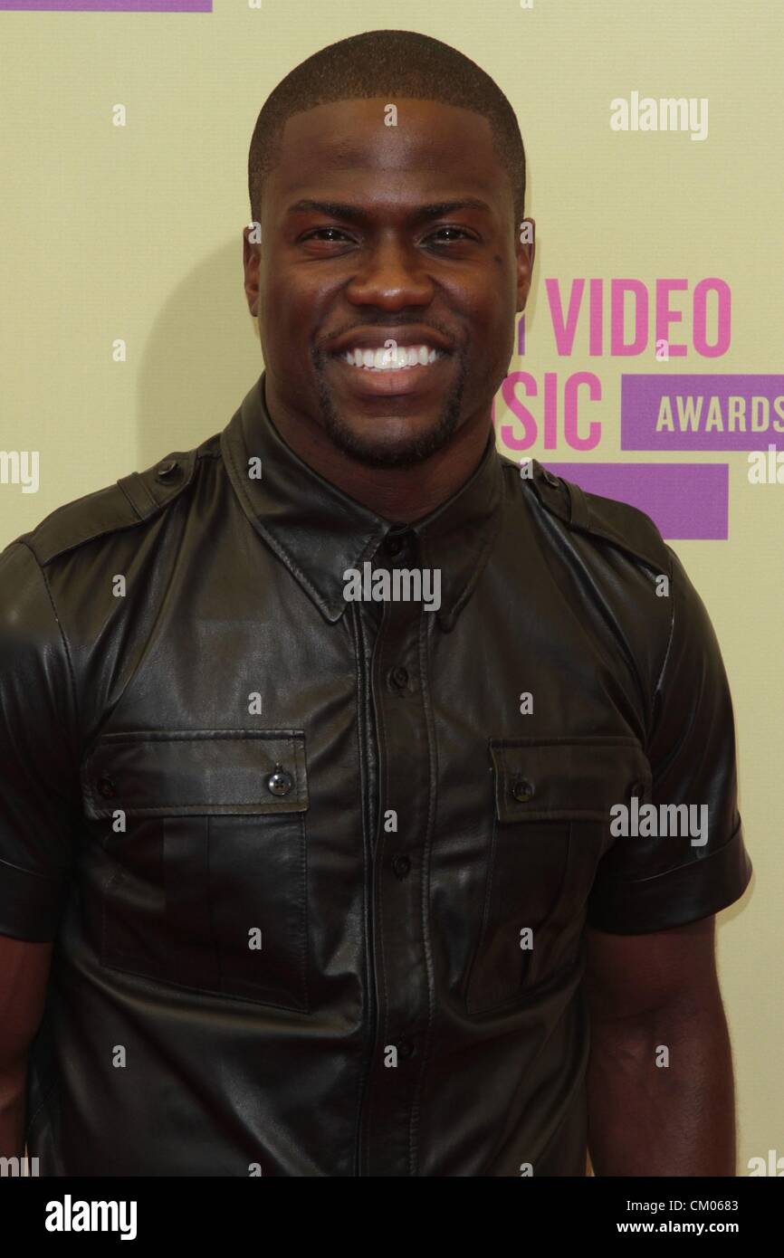 Kevin Hart at arrivals for 2012 MTV Video Music Awards VMA - ARRIVALS 2 ...
