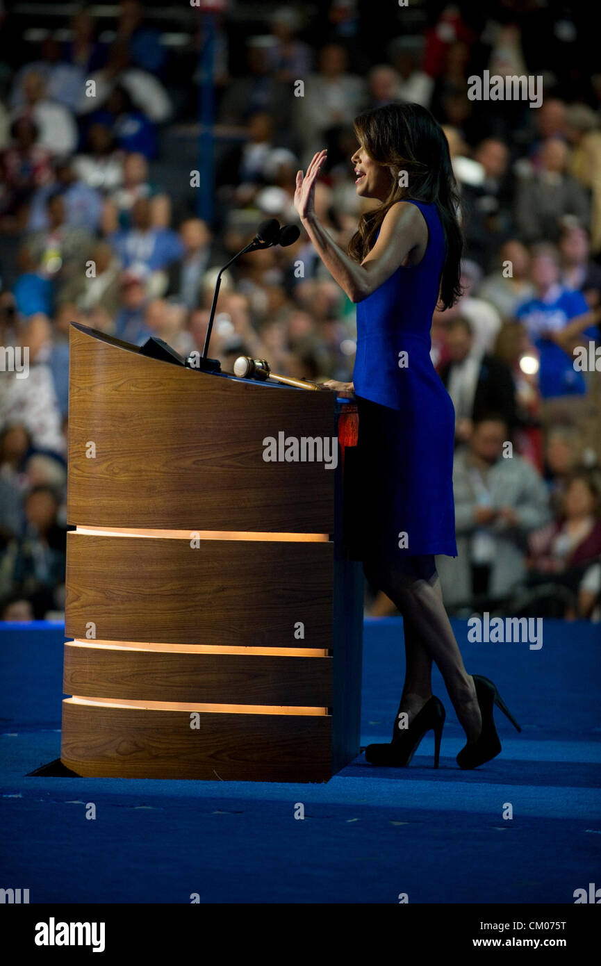 Charlotte, North Carolina, USA - Actress Eva Longoria, makes remarks ...
